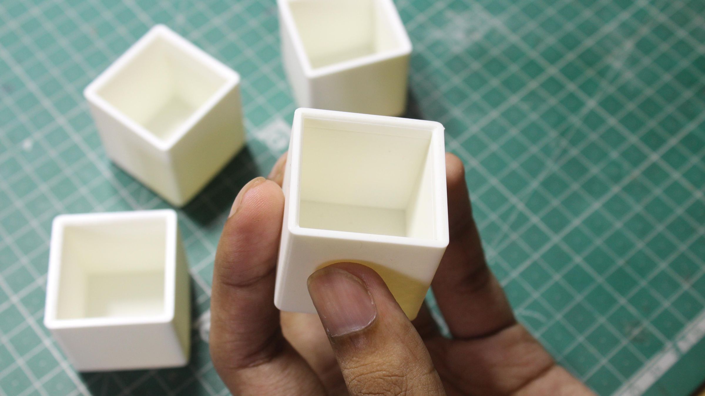 Concrete Calendar With Dedicated Phone Stand : 8 Steps (with Pictures ...