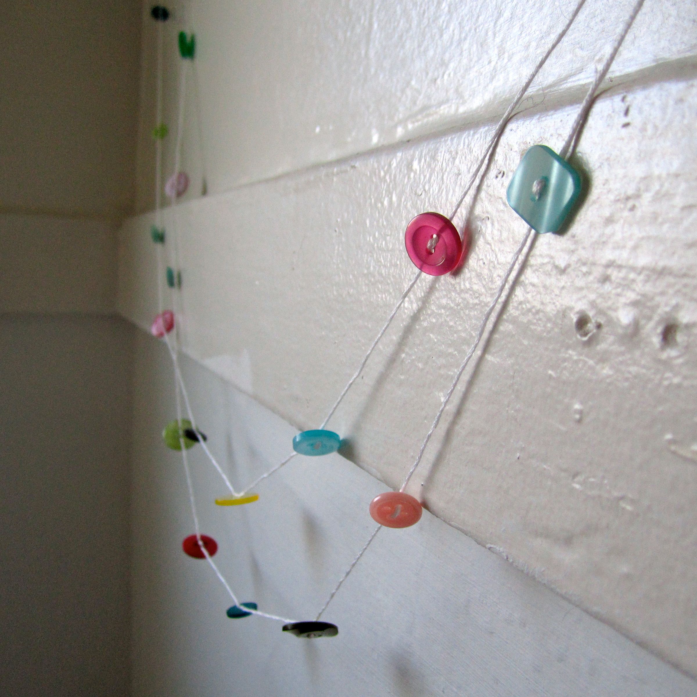 Button Garland : 6 Steps (with Pictures) - Instructables