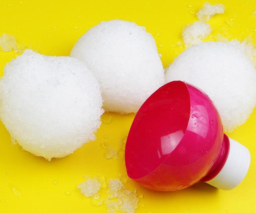 3 Plastic Bottles Life Hacks | LADY HACK : 3 Steps - Instructables