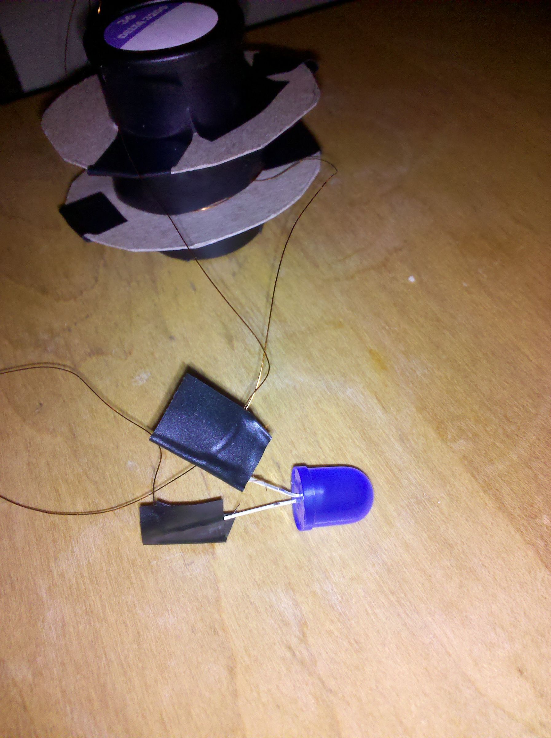 Make Your Own Simple "shaky" Generator to Light an LED : 5 Steps ...