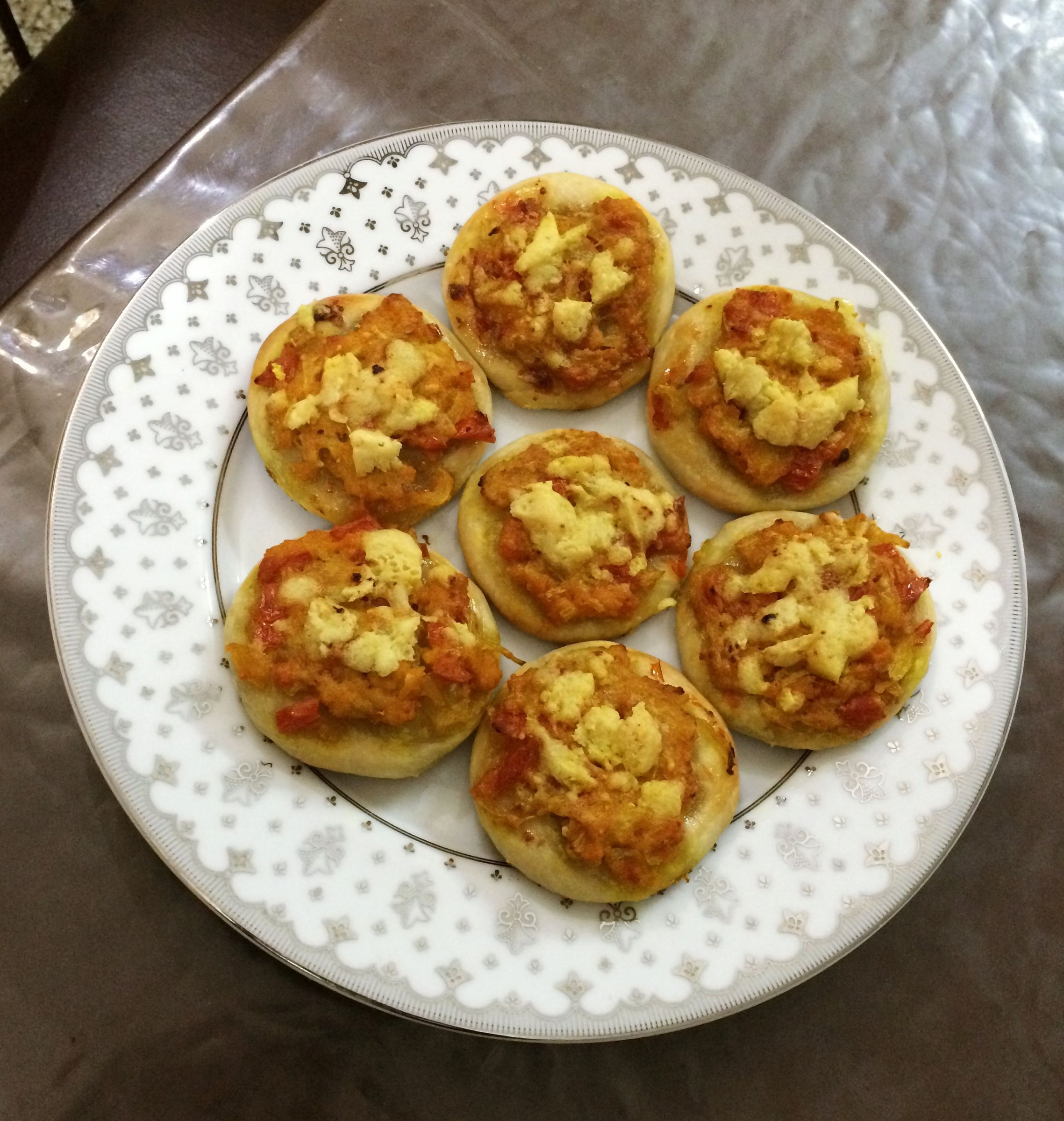 Easy Chicken Nuggets Mini Pizza : 4 Steps (with Pictures) - Instructables