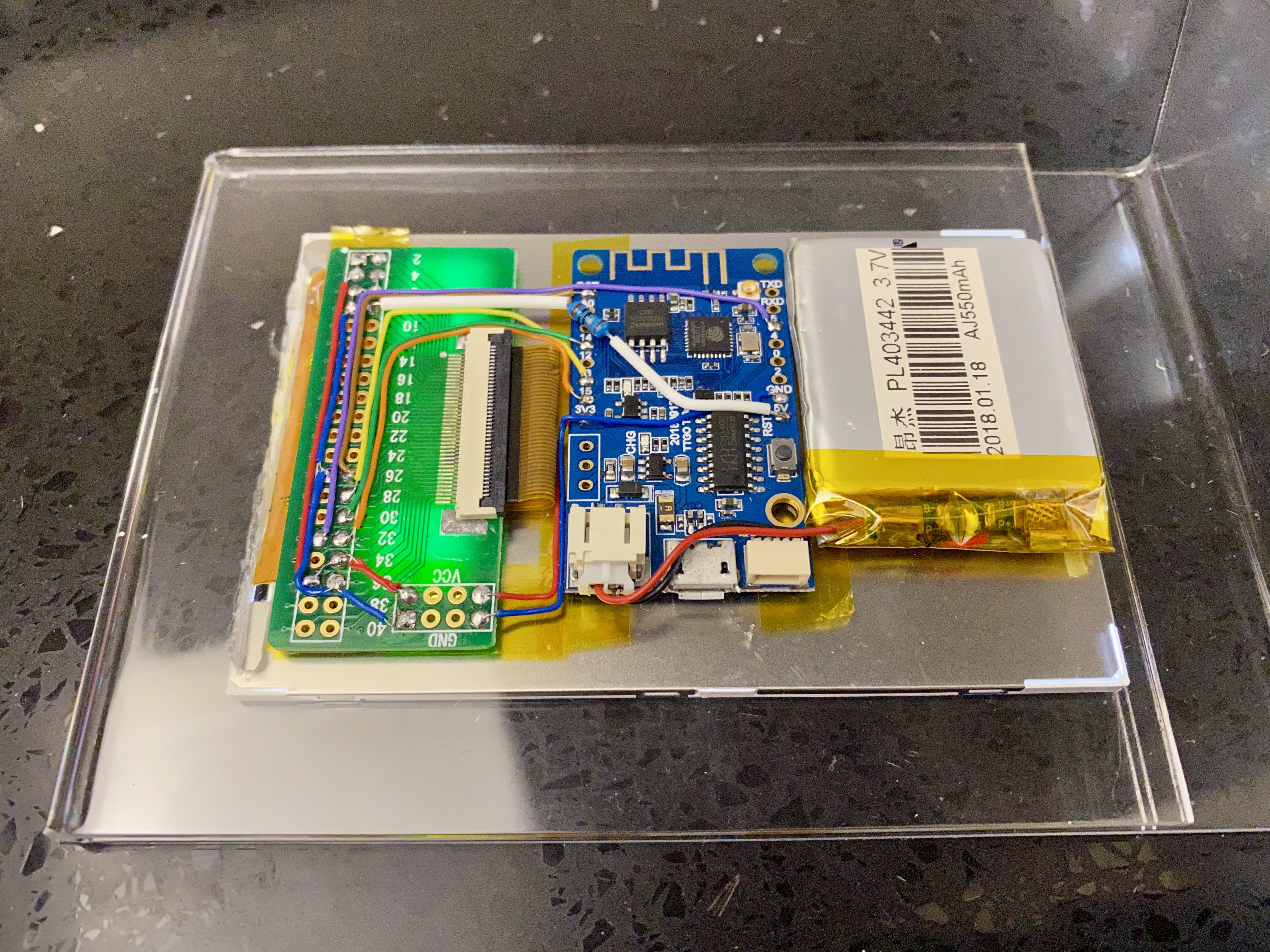 Floating Display : 6 Steps (with Pictures) - Instructables