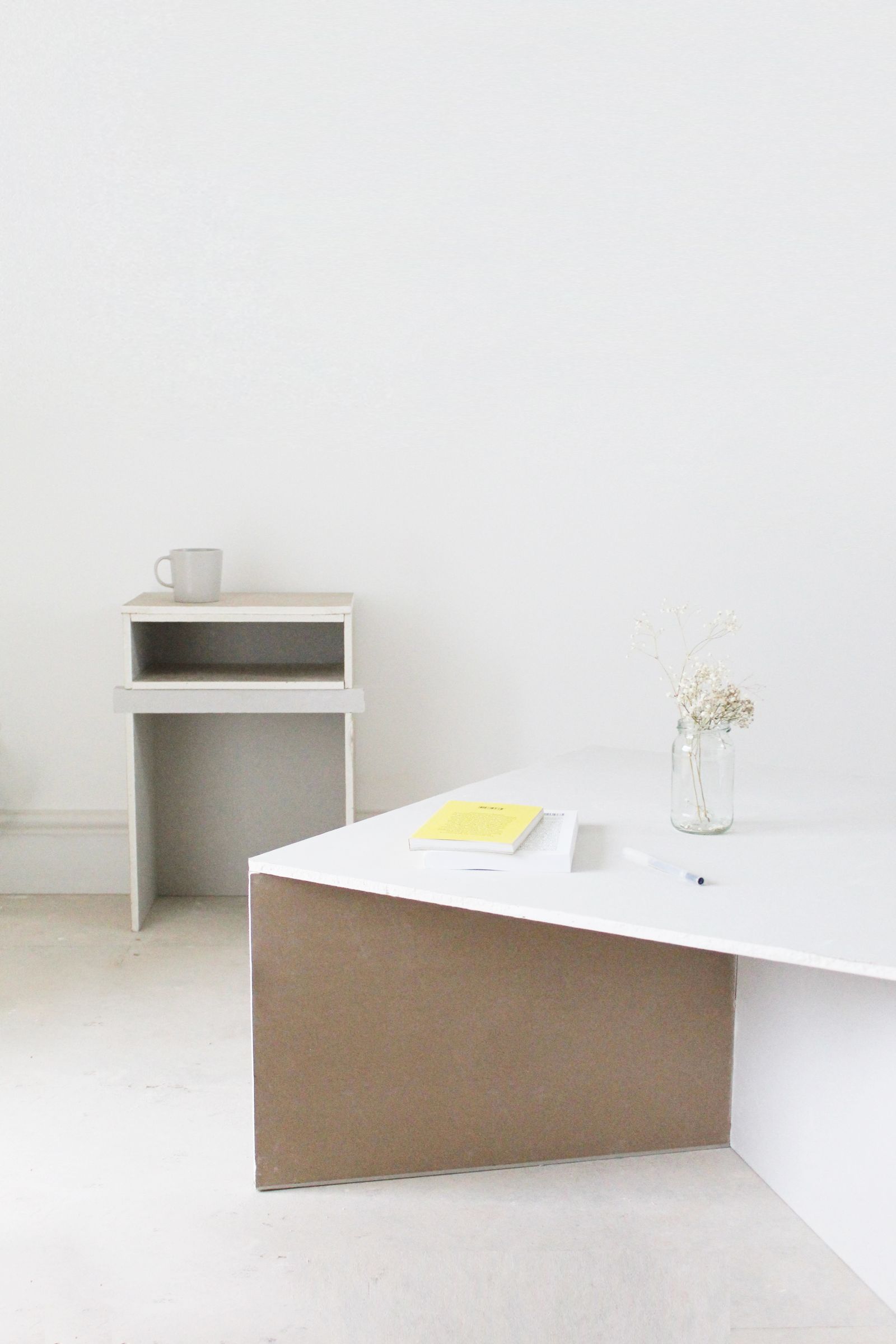 Making a Coffee Table Out of Drywall : 9 Steps (with Pictures ...