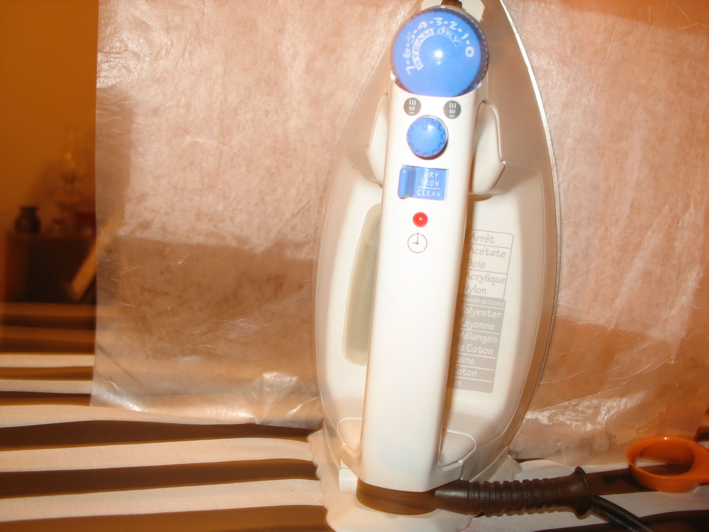 Plastic Bag Fabric! : 5 Steps - Instructables