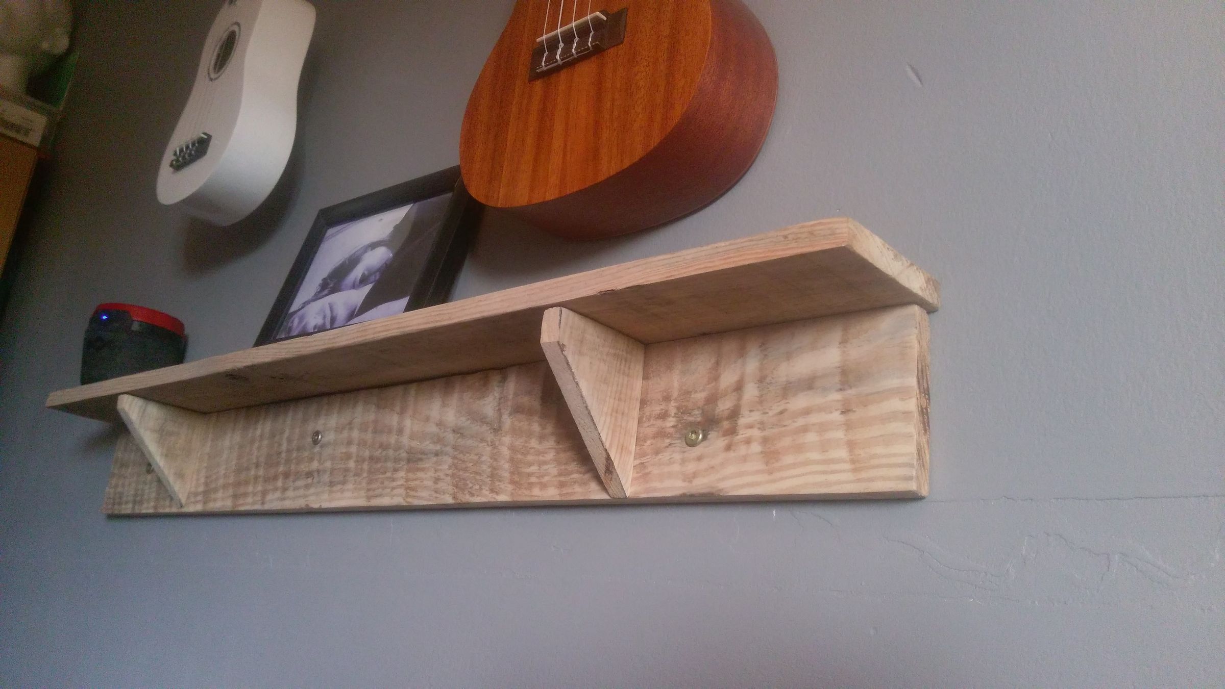 DIY Pallet Shelf : 6 Steps (with Pictures) - Instructables