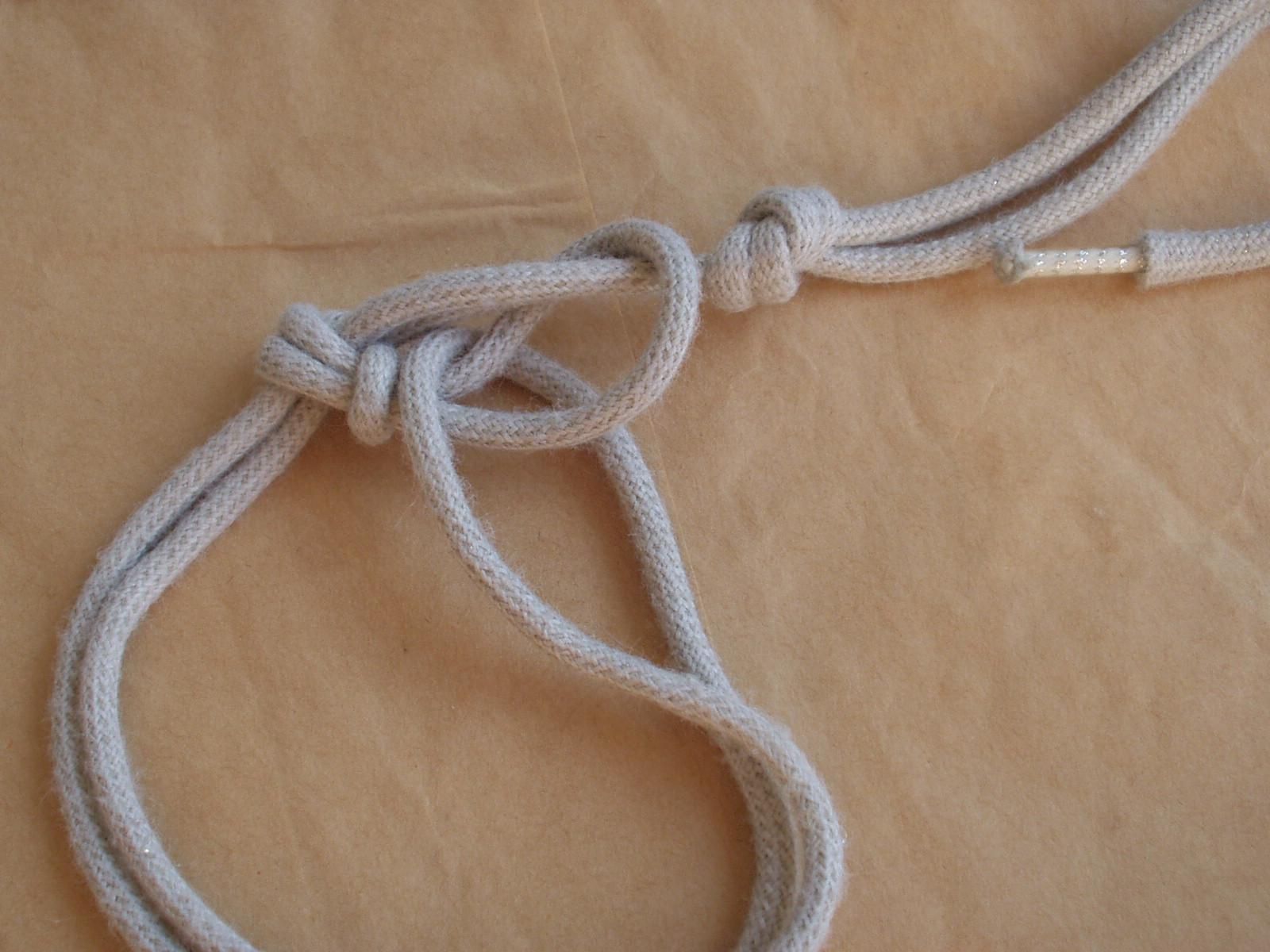 Single Bowline on the Bight* Soft Carabiner : 11 Steps - Instructables