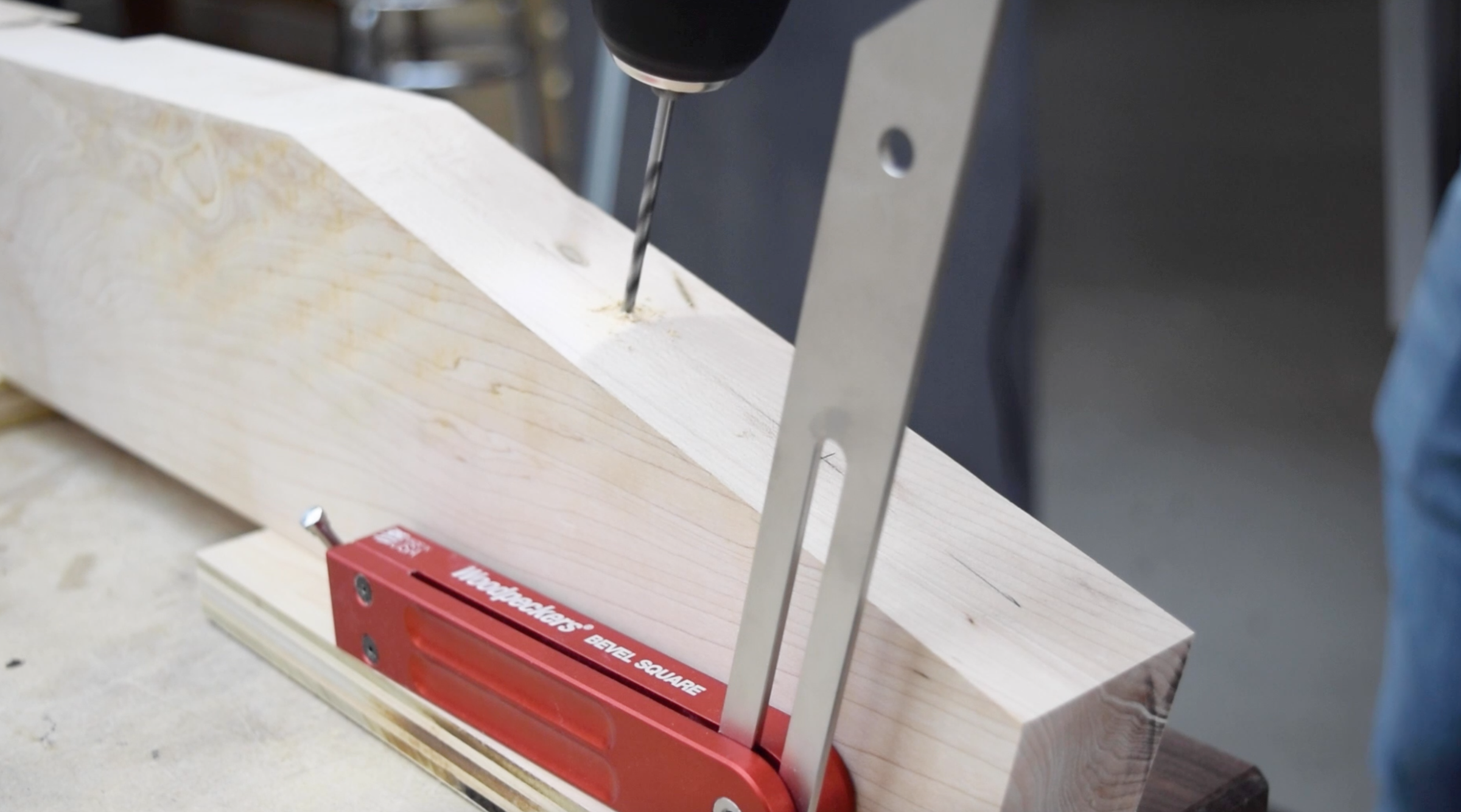 Modern Wall Bench : 7 Steps - Instructables