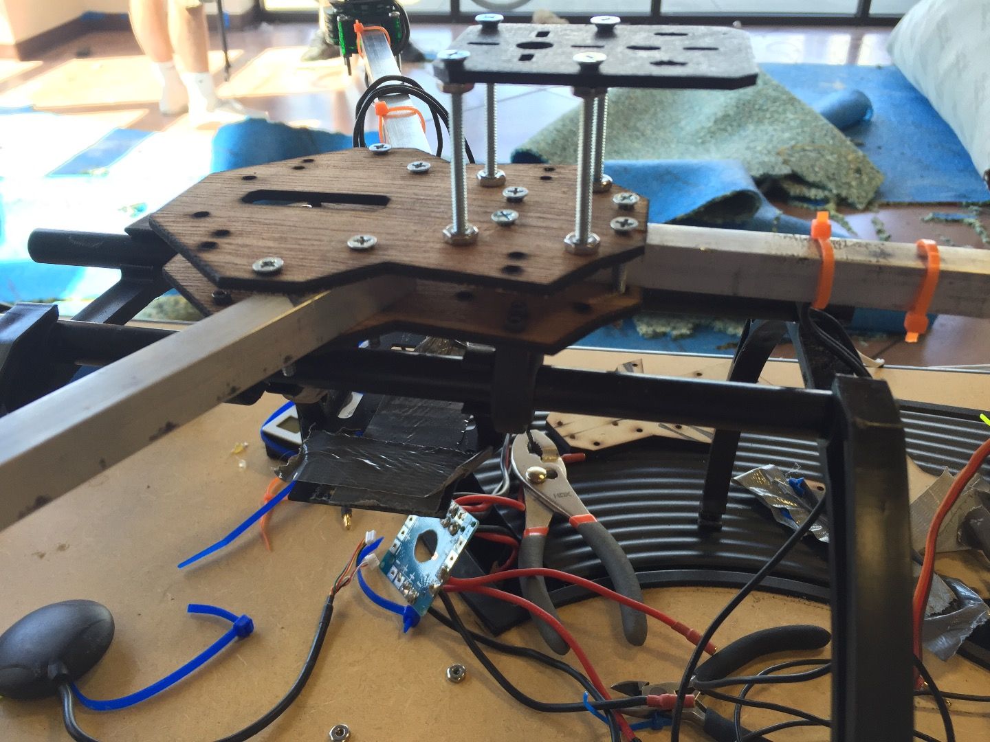 Apex Tricopter : 14 Steps (with Pictures) - Instructables