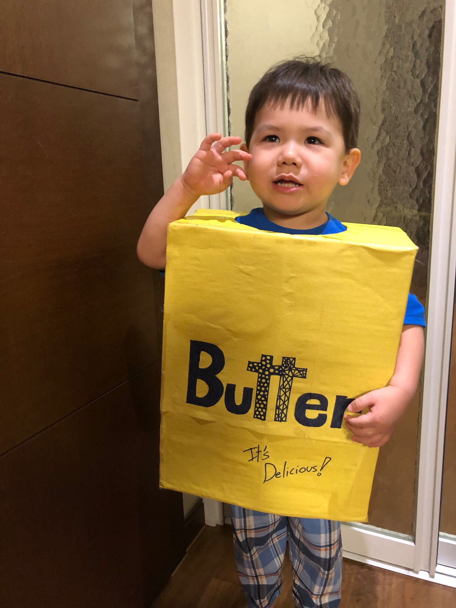 Simple Box Costume : 4 Steps - Instructables