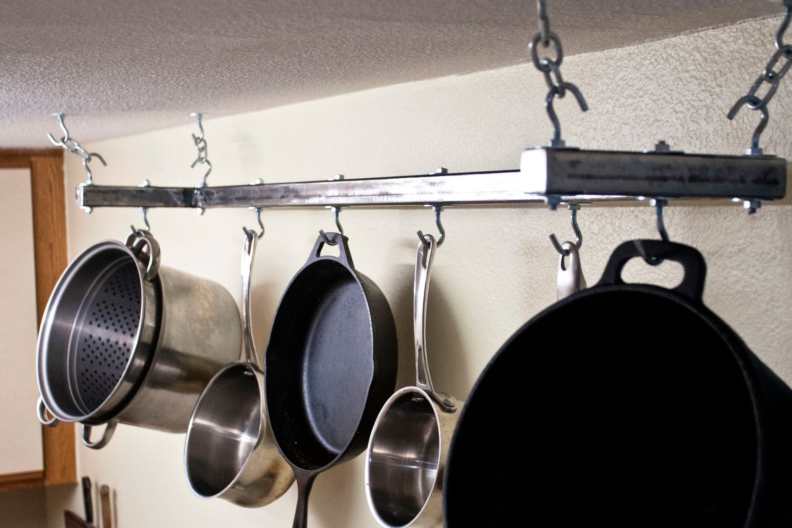 Modern Industrial Hanging Steel Pan Rack : 9 Steps (with Pictures ...