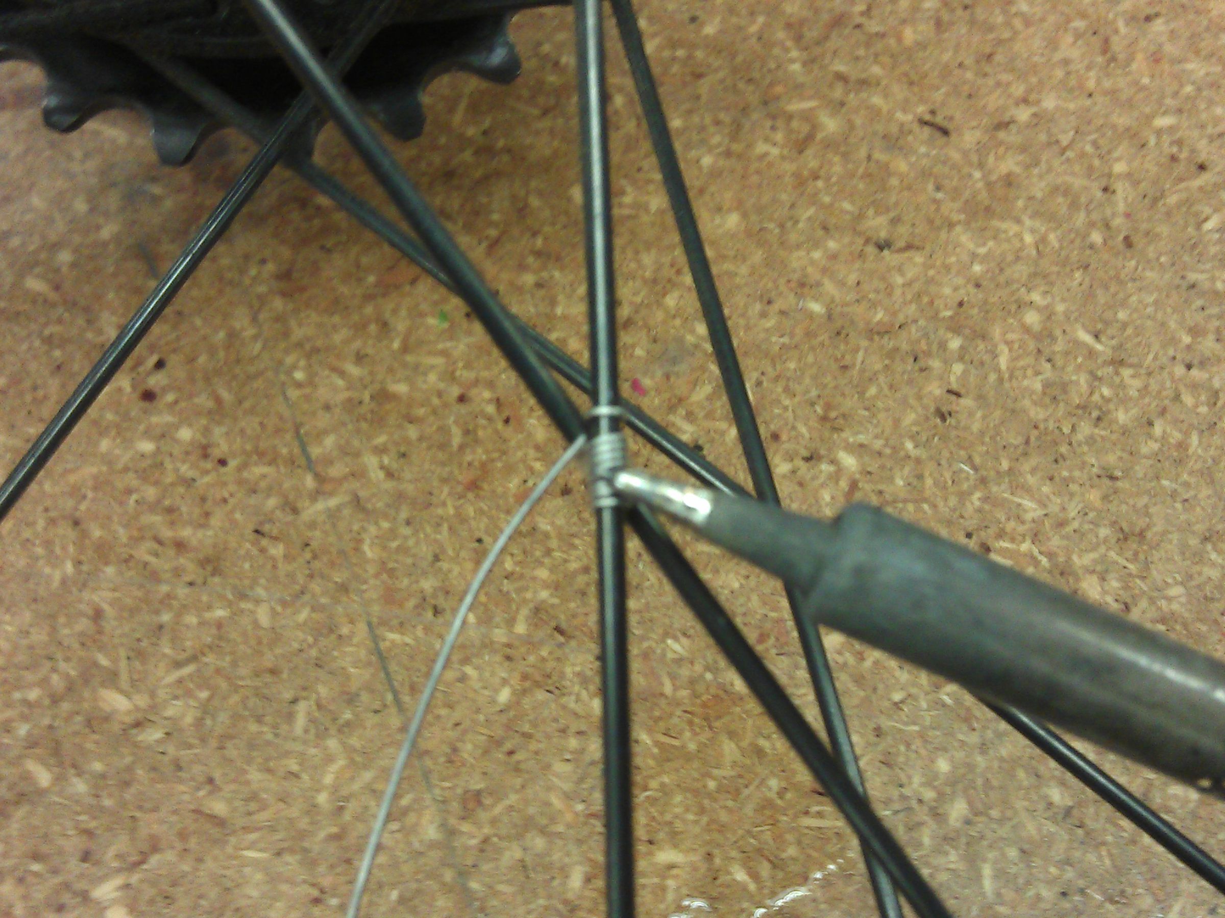 Tie and Solder a Bike Wheel : 3 Steps (with Pictures) - Instructables