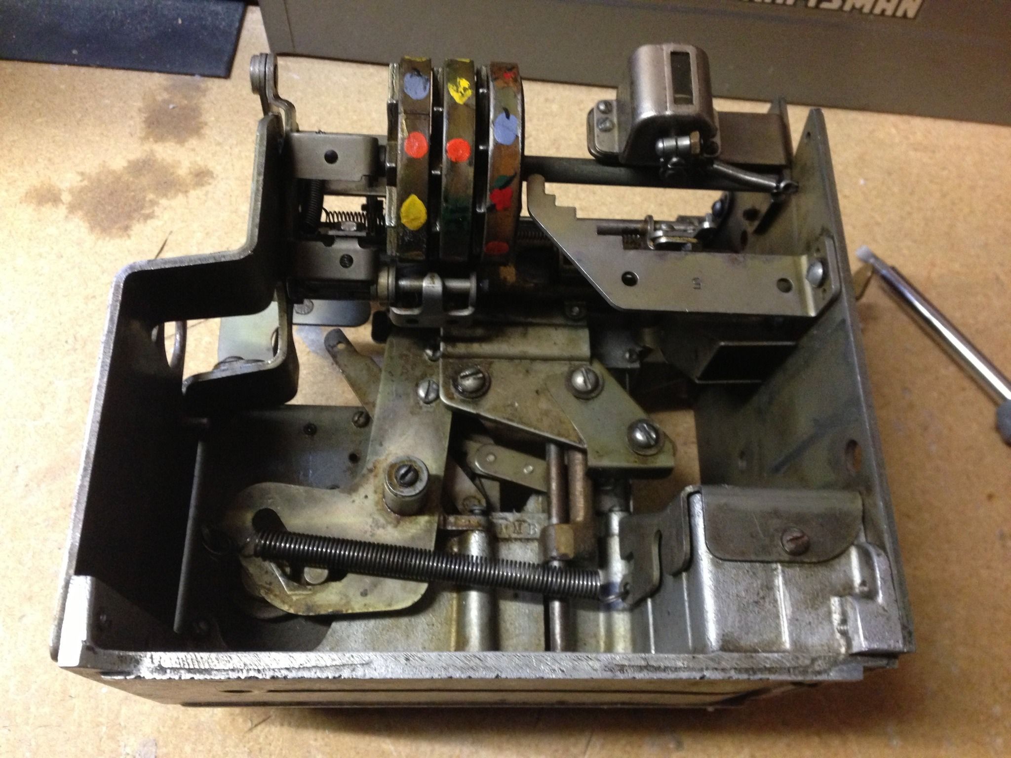 Mills Vest Pocket Slot Machine Restoration : 19 Steps (with Pictures ...