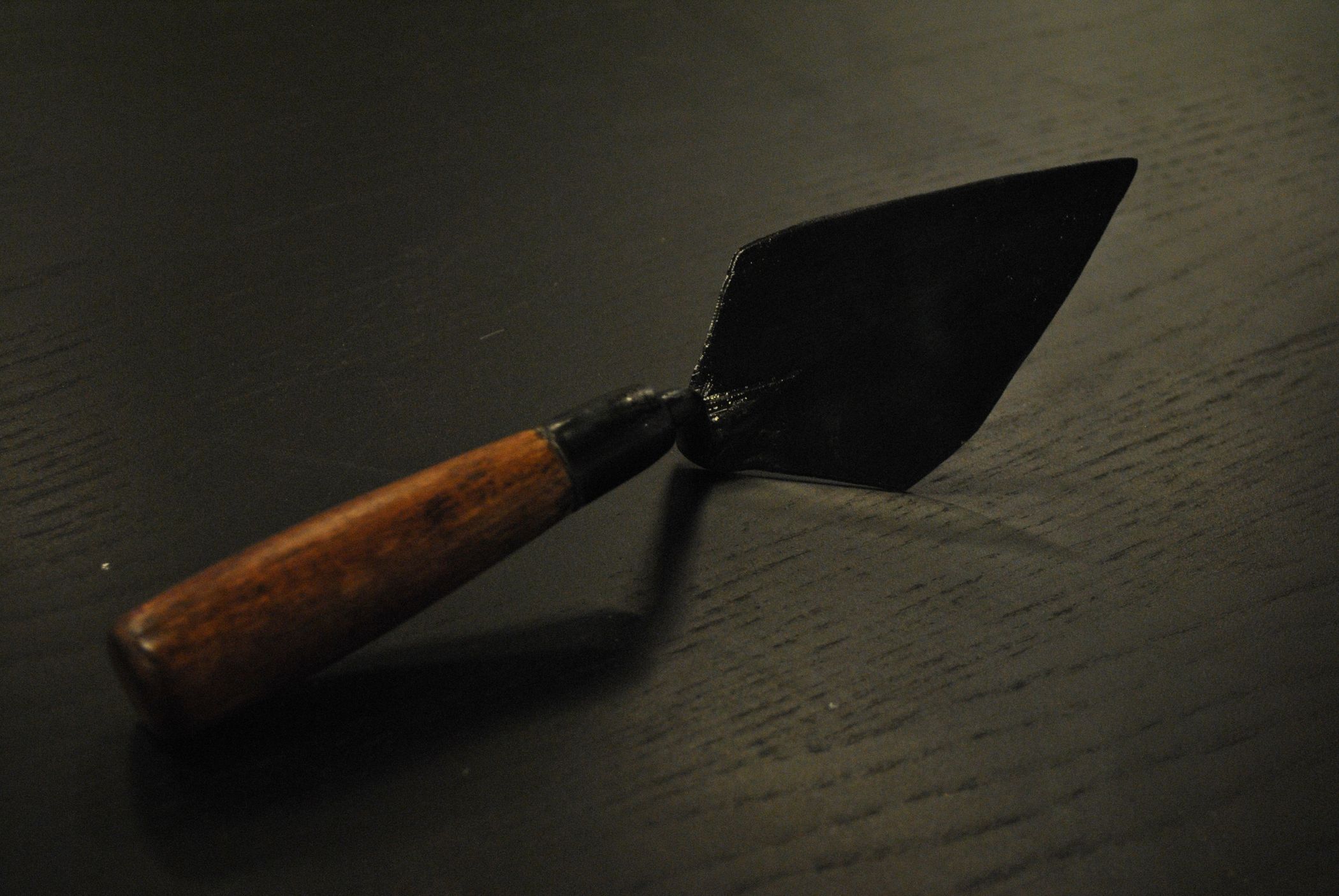 Archaeology: Refinishing the Trowel : 4 Steps - Instructables