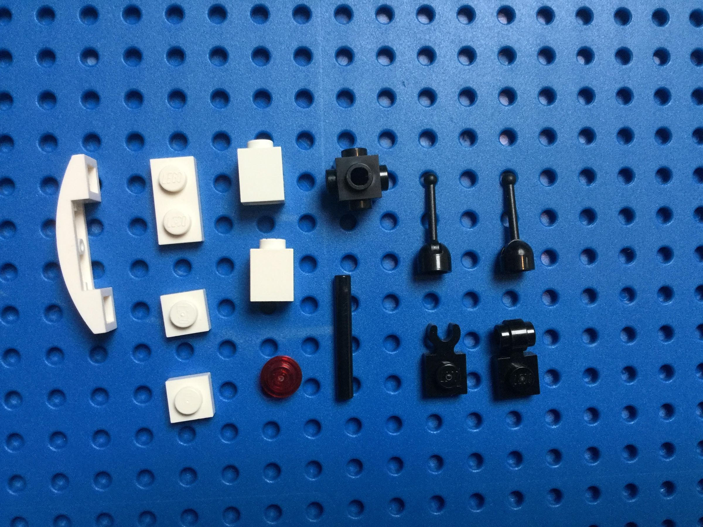 Lego Portal - Defective Turret Type 2 : 3 Steps - Instructables