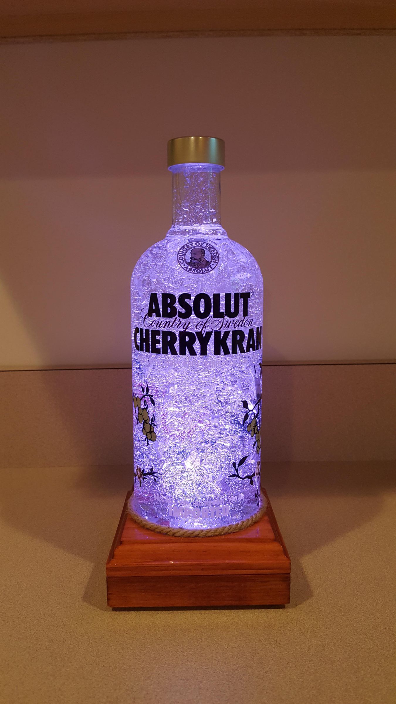 Liquor Bottle LED Light : 5 Steps (with Pictures) - Instructables