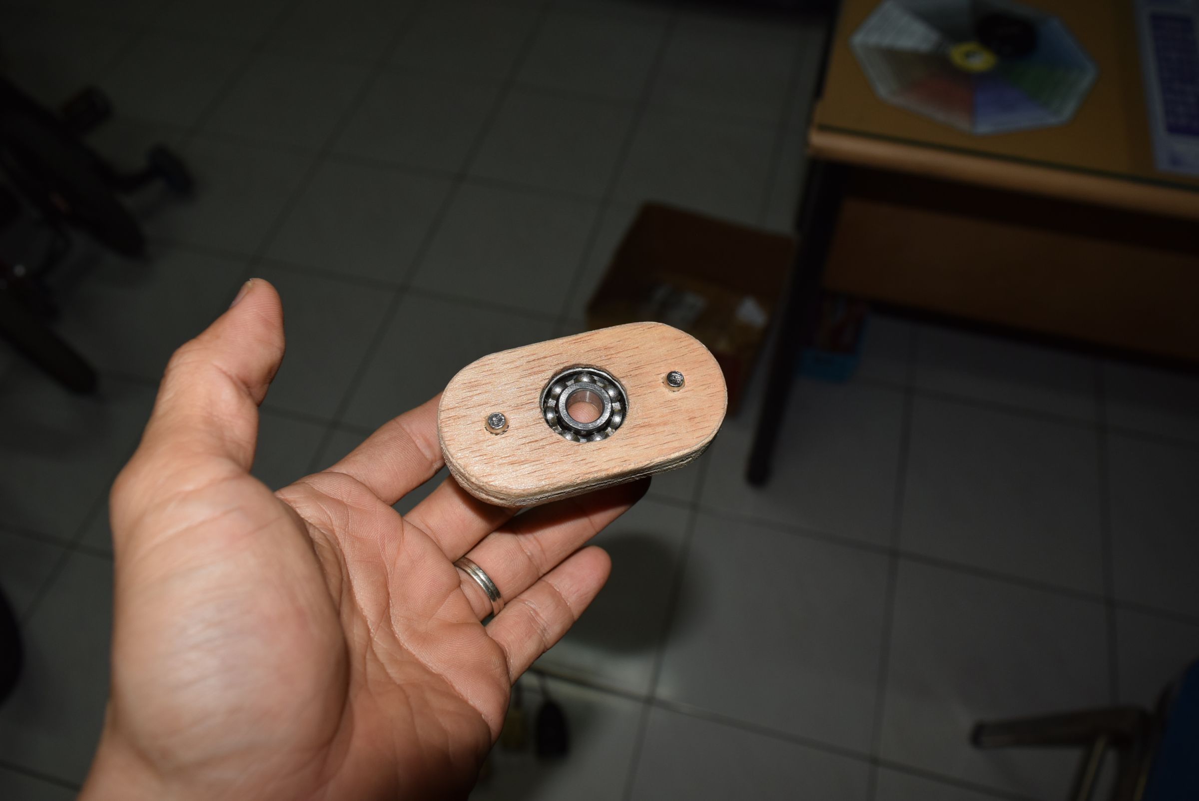 Fidget Switch : the Power Is in Your Hands : 9 Steps (with Pictures ...