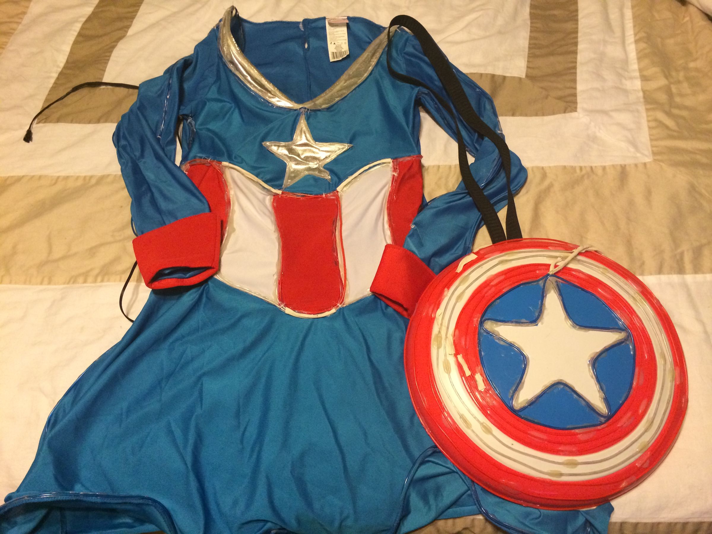 Mrs Captain America Glow Costume : 4 Steps (with Pictures) - Instructables