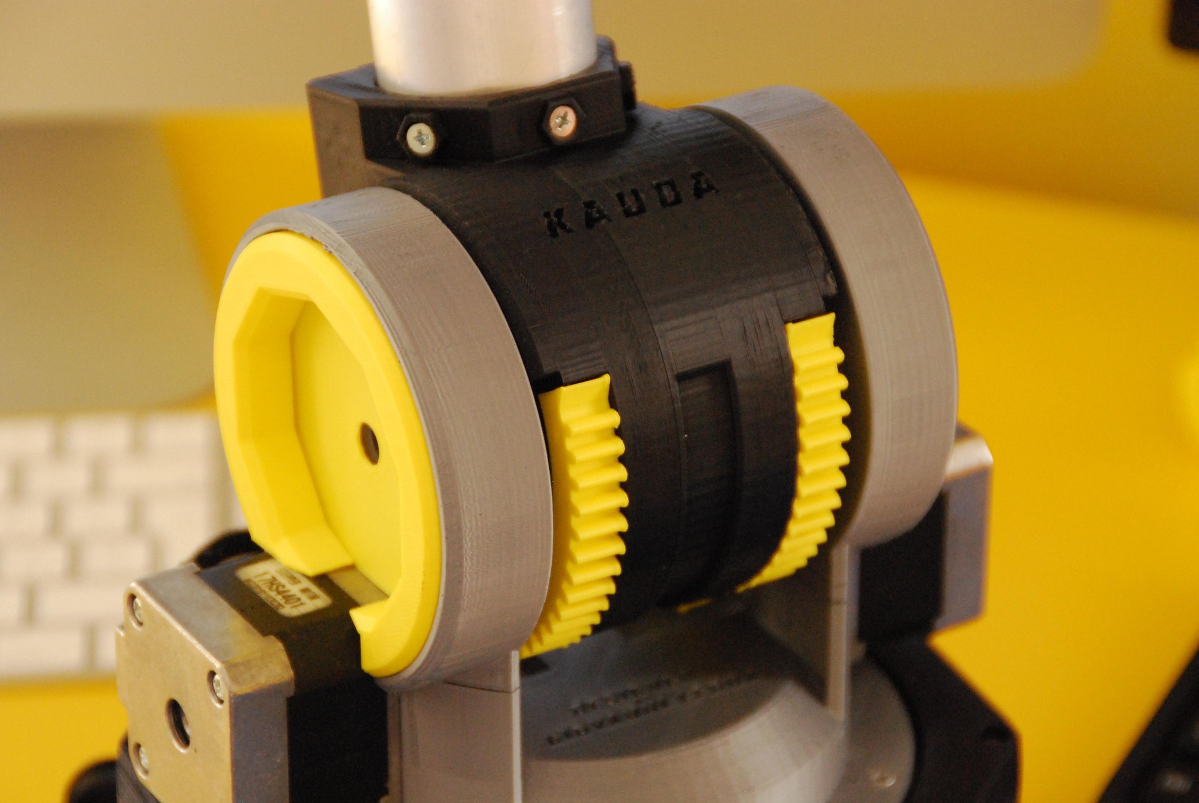 KAUDA Robotic Arm : 12 Steps - Instructables