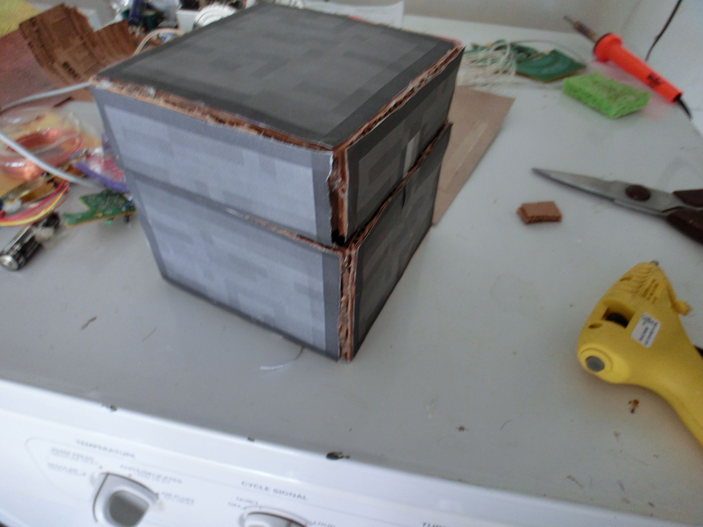 Minecraft Cardboard Chest : 8 Steps - Instructables