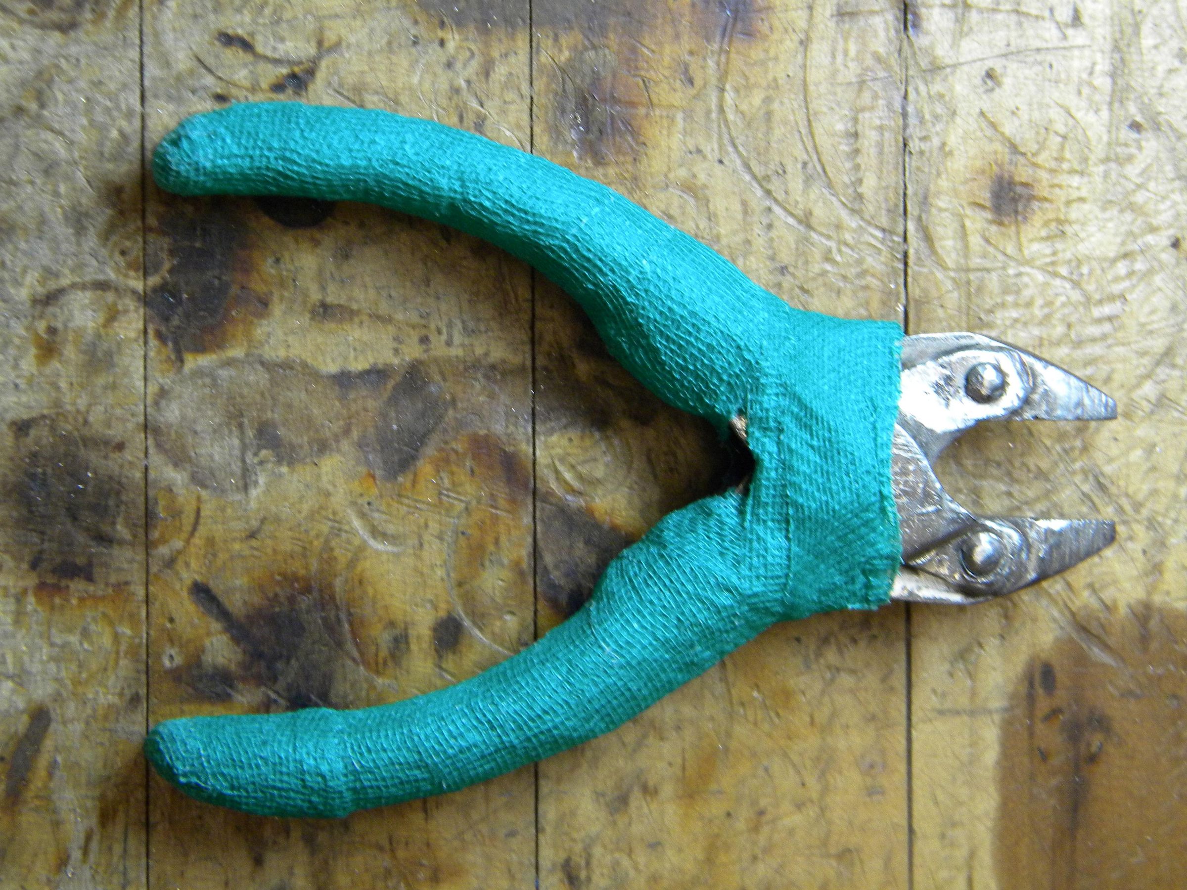 How to Add Springs to Parallel Pliers : 3 Steps (with Pictures ...