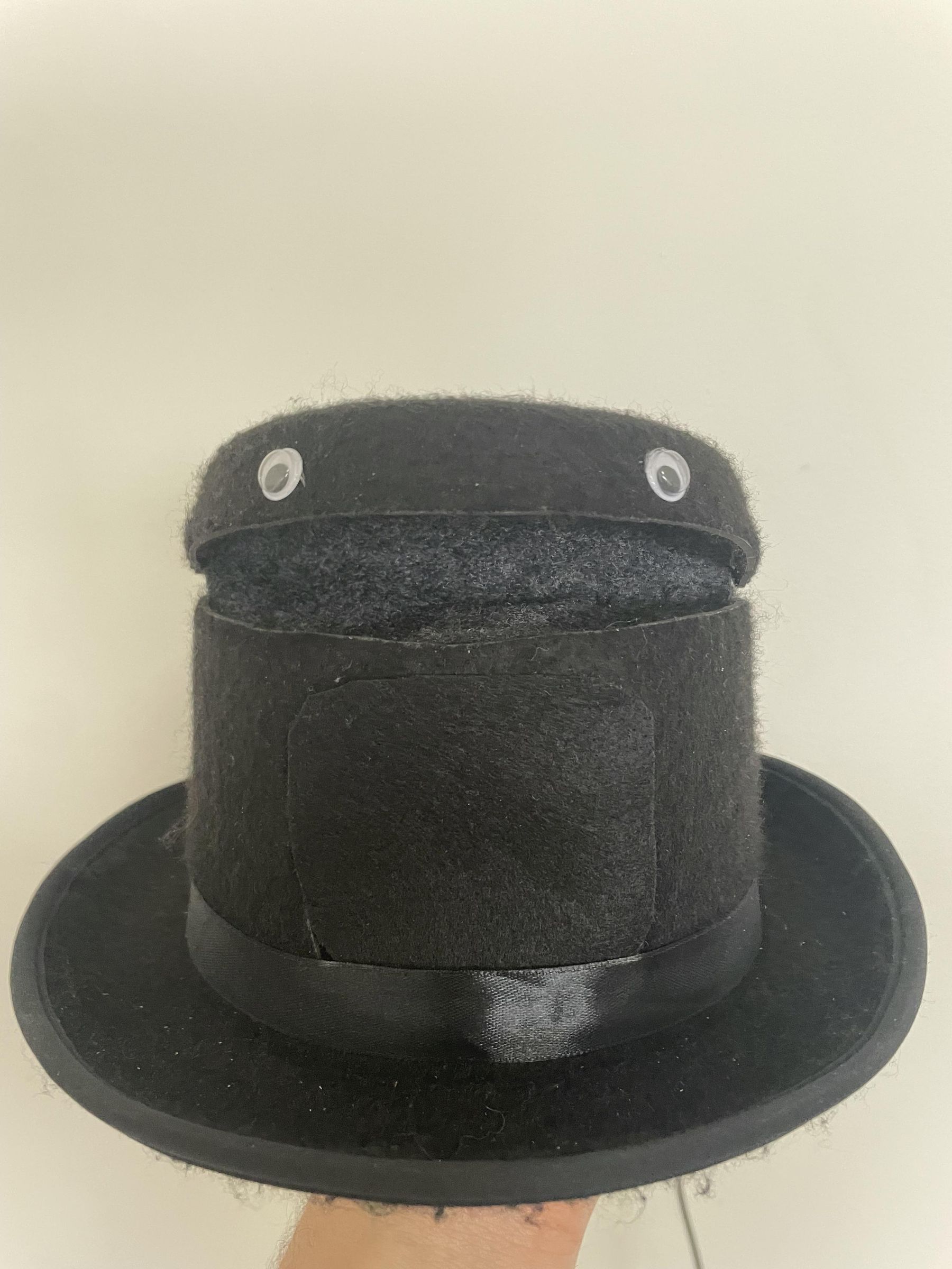 Talking Head: a Talking Hat : 10 Steps (with Pictures) - Instructables