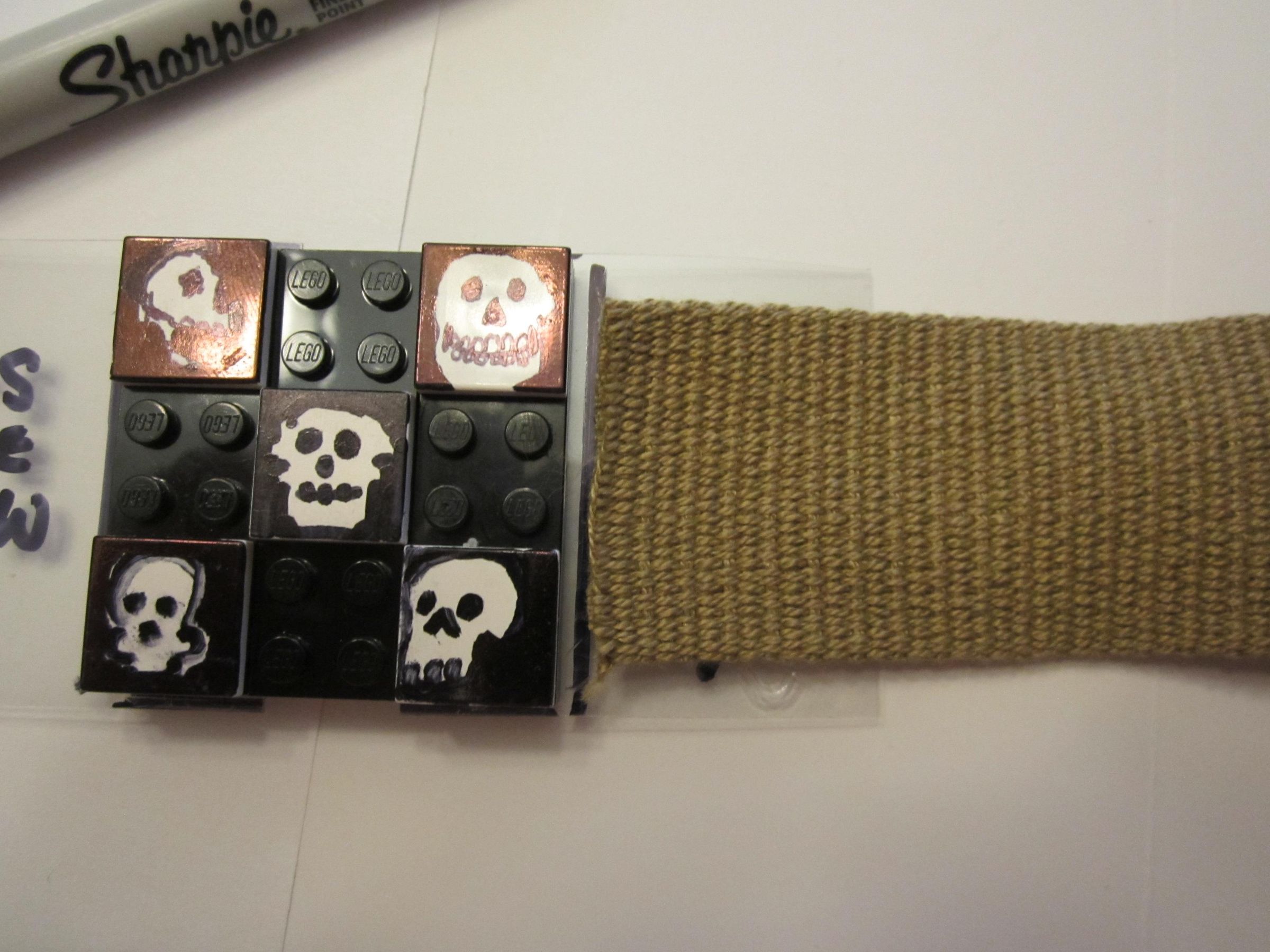 Skull Belt With LEGO Buckle : 5 Steps (with Pictures) - Instructables