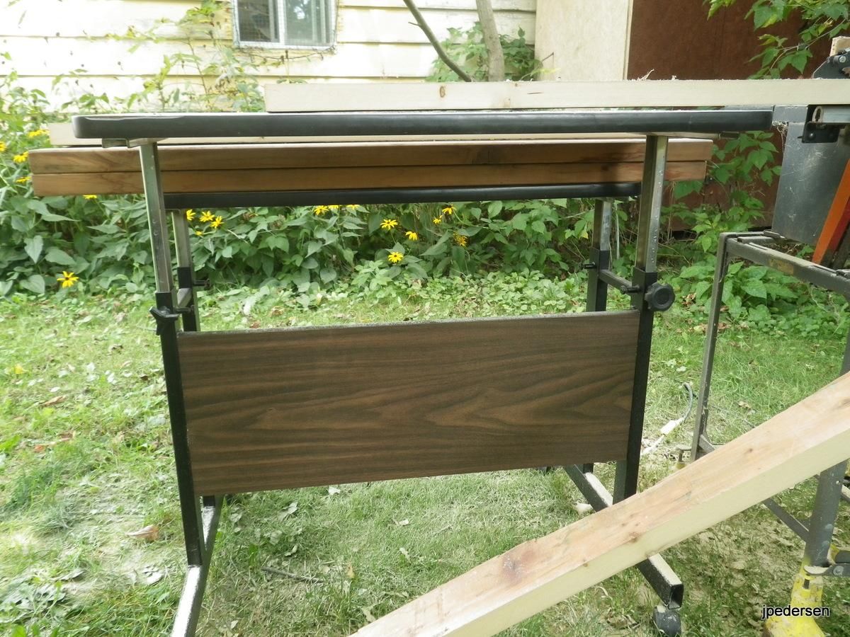 A Versatile Outfeed Table for a Table Saw. - Instructables