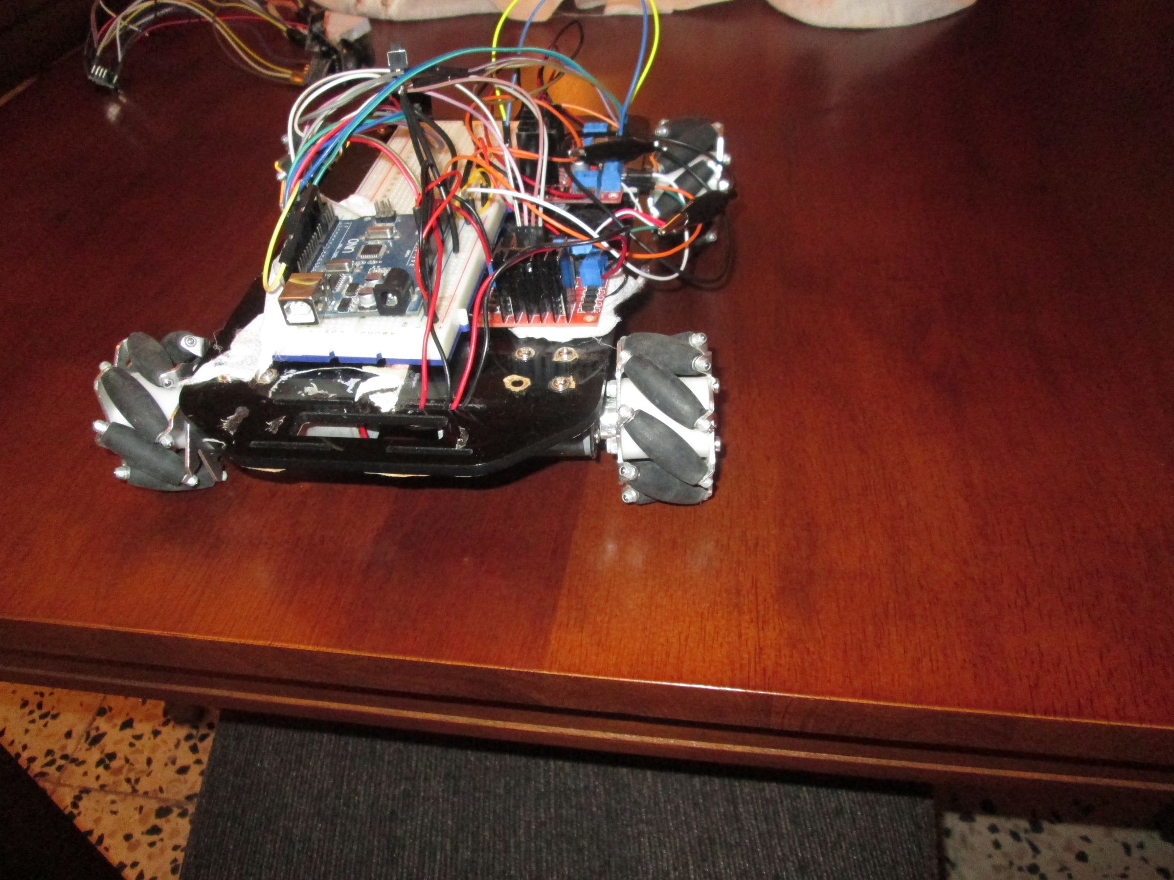 RC Rover Controlled by Gestures Motions & Joyestick : 8 Steps ...