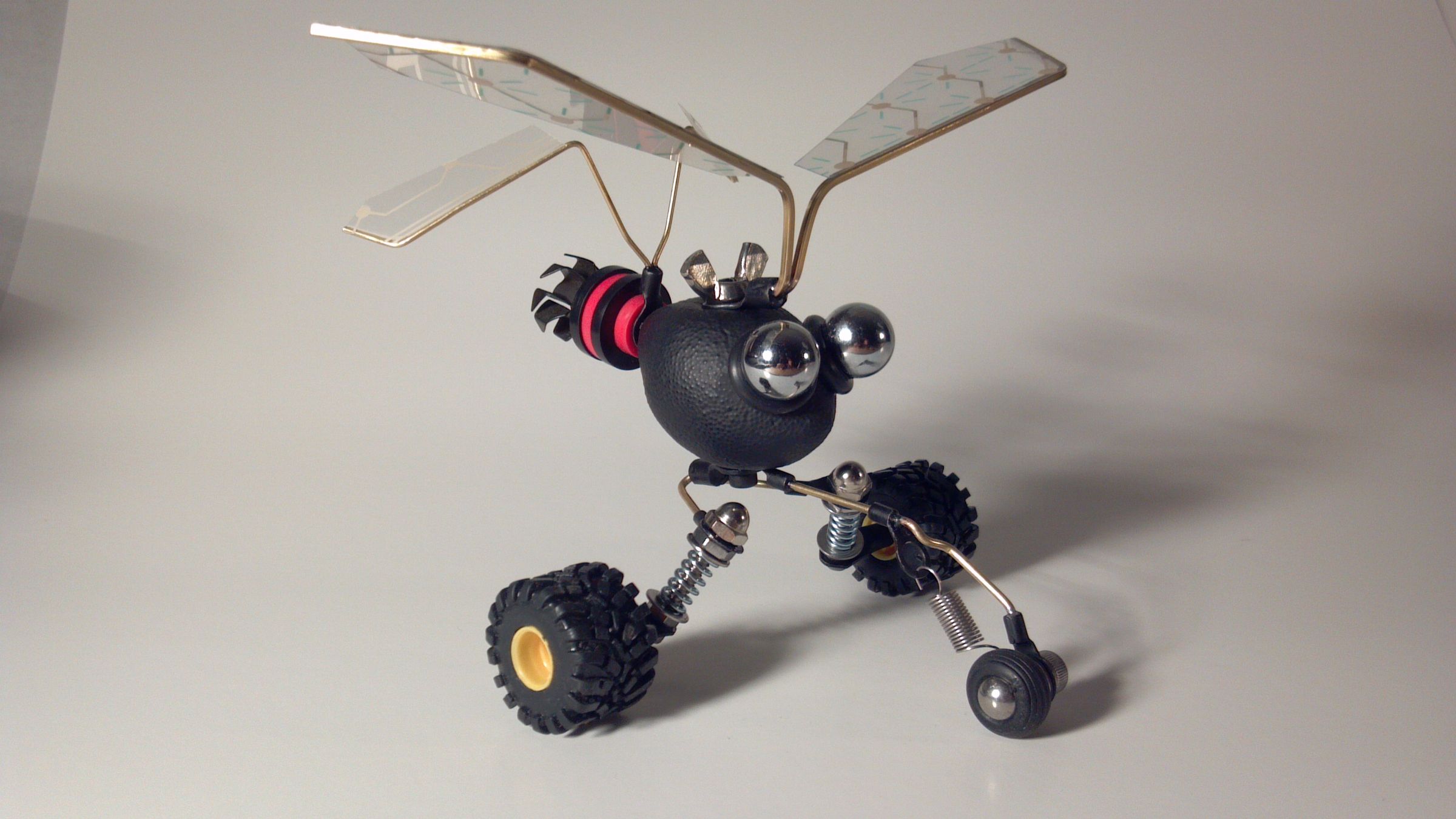 Build a Wasp-Drone Centerpiece : 5 Steps - Instructables