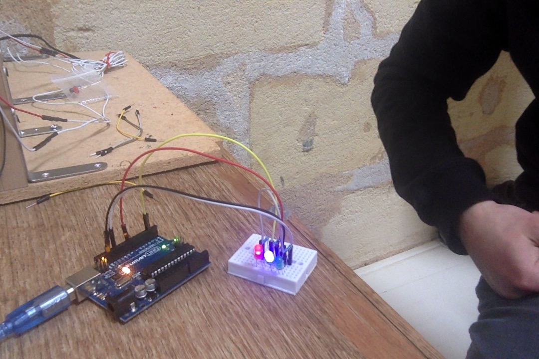 How to Make LEDs Flash to Music With an Arduino : 5 Steps - Instructables