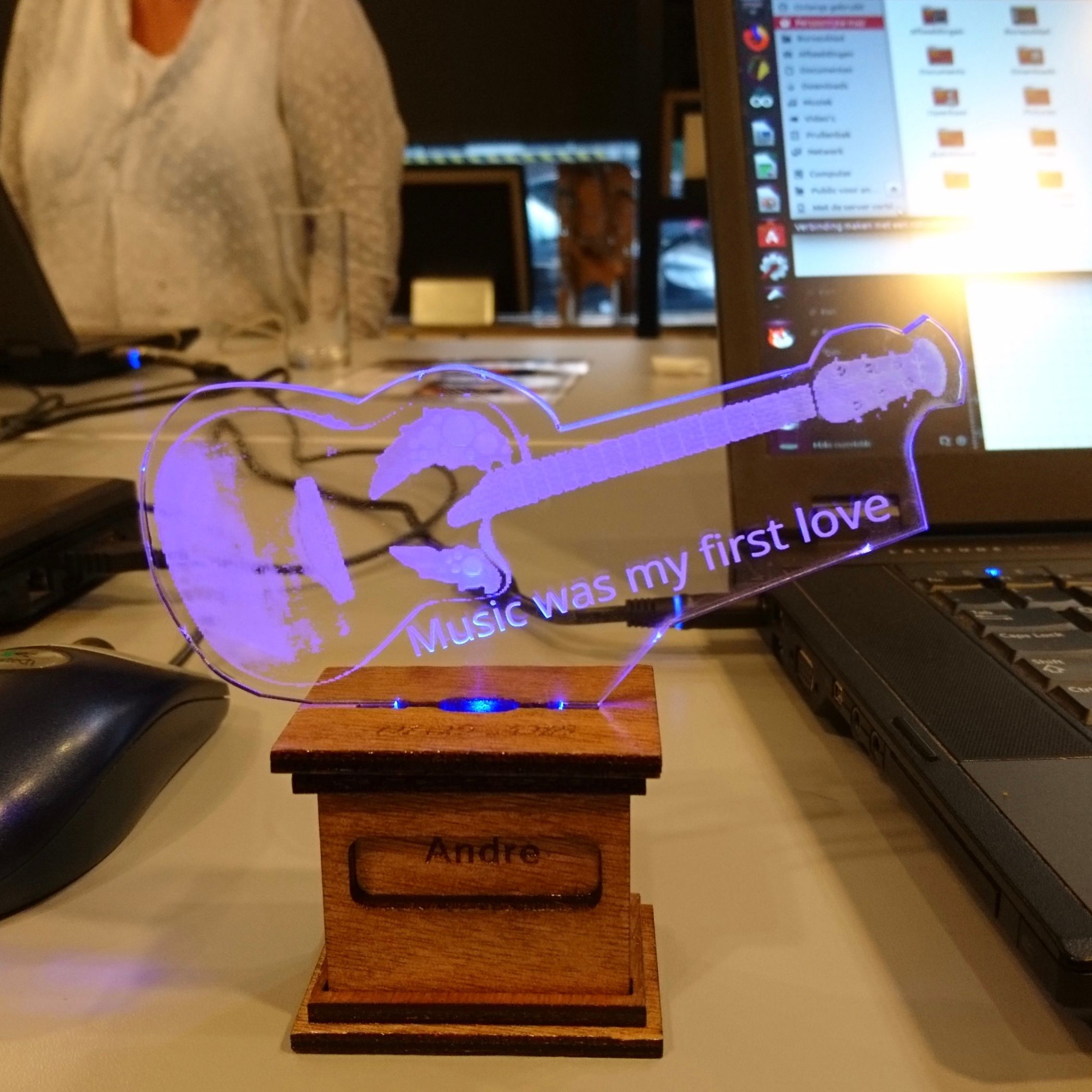 Laser Cut Acrylic LED Display : 7 Steps (with Pictures) - Instructables