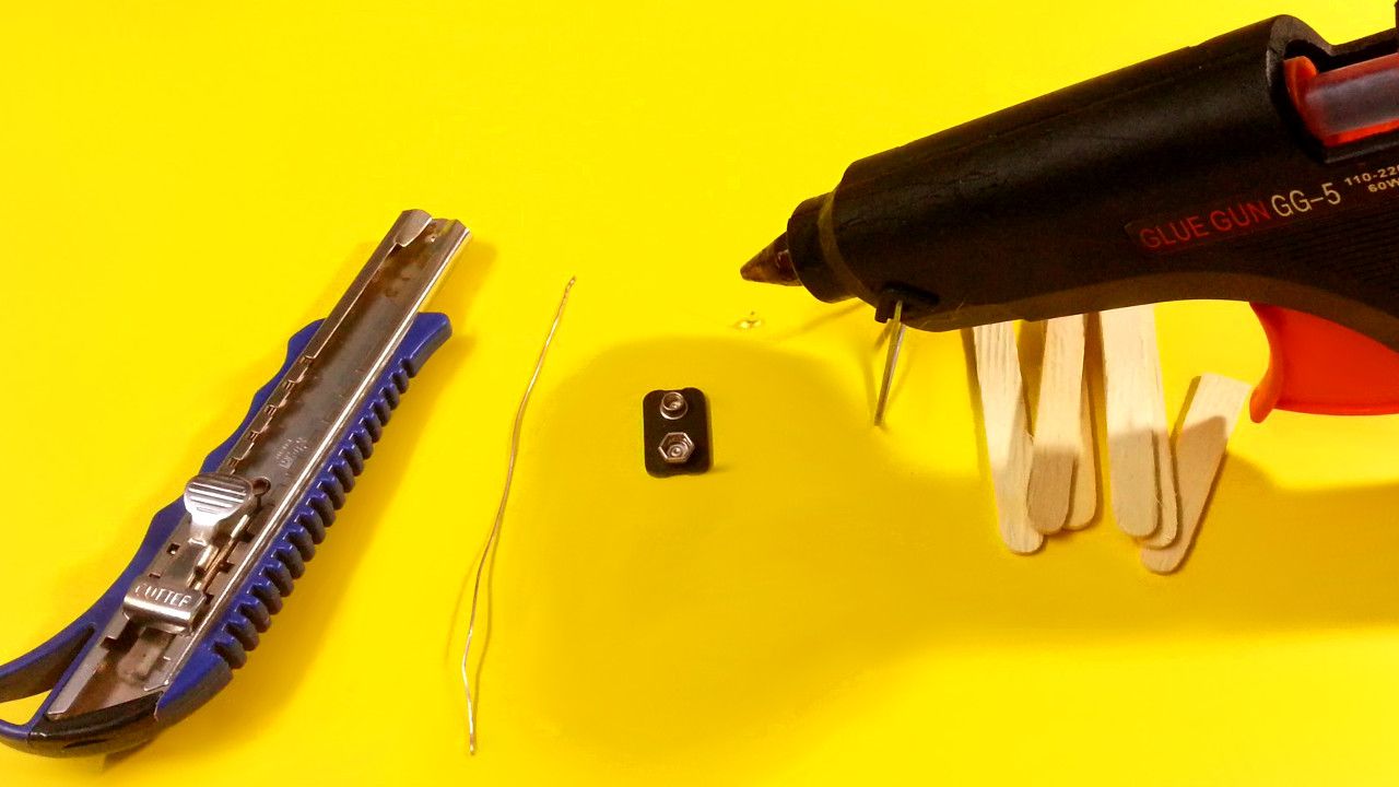 How to Make Battery Holder : 5 Steps (with Pictures) - Instructables
