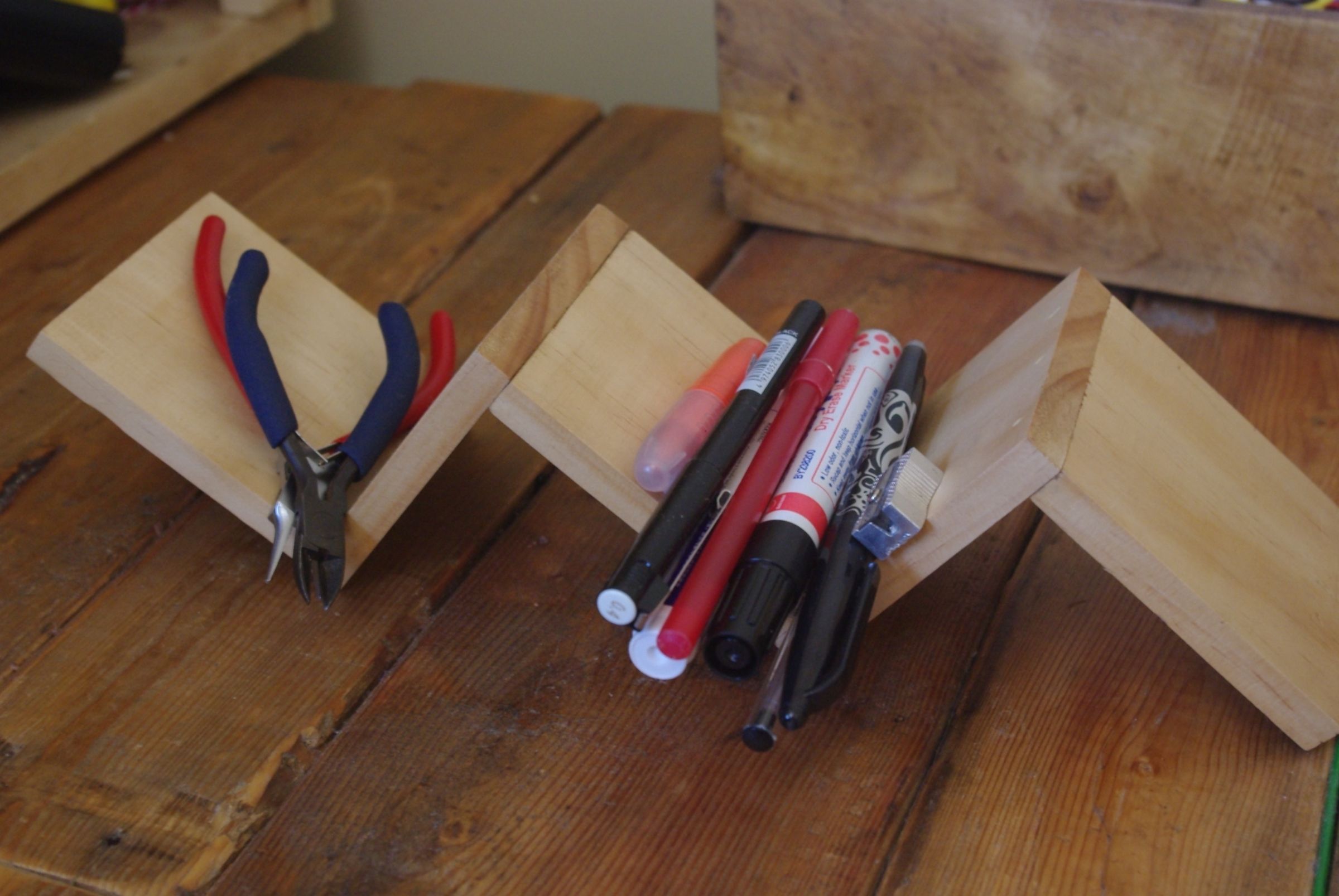 Square Wave Desk Organiser : 4 Steps (with Pictures) - Instructables