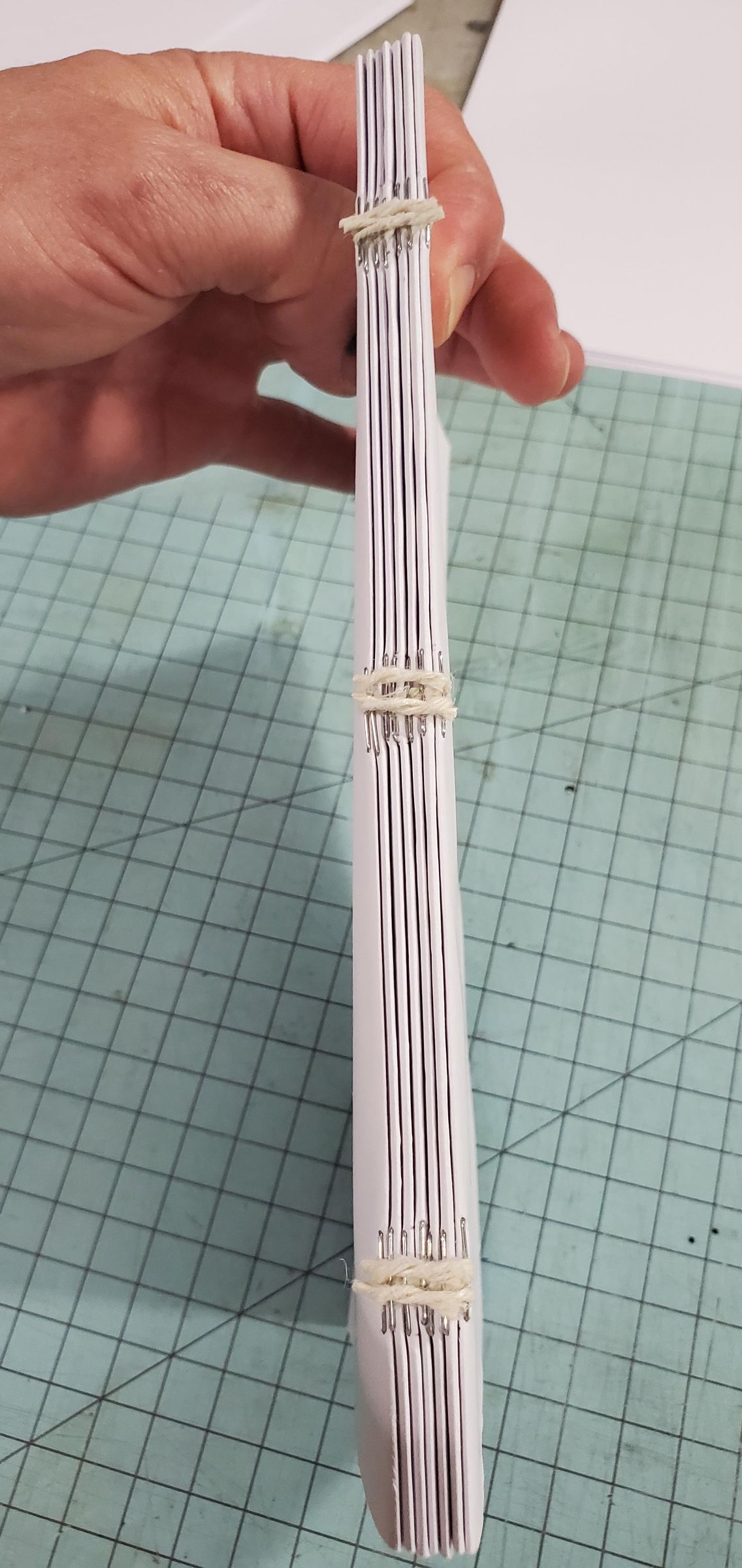 No Sew Book Binding - Easier Way to Make a Sketch Book? : 21 Steps ...