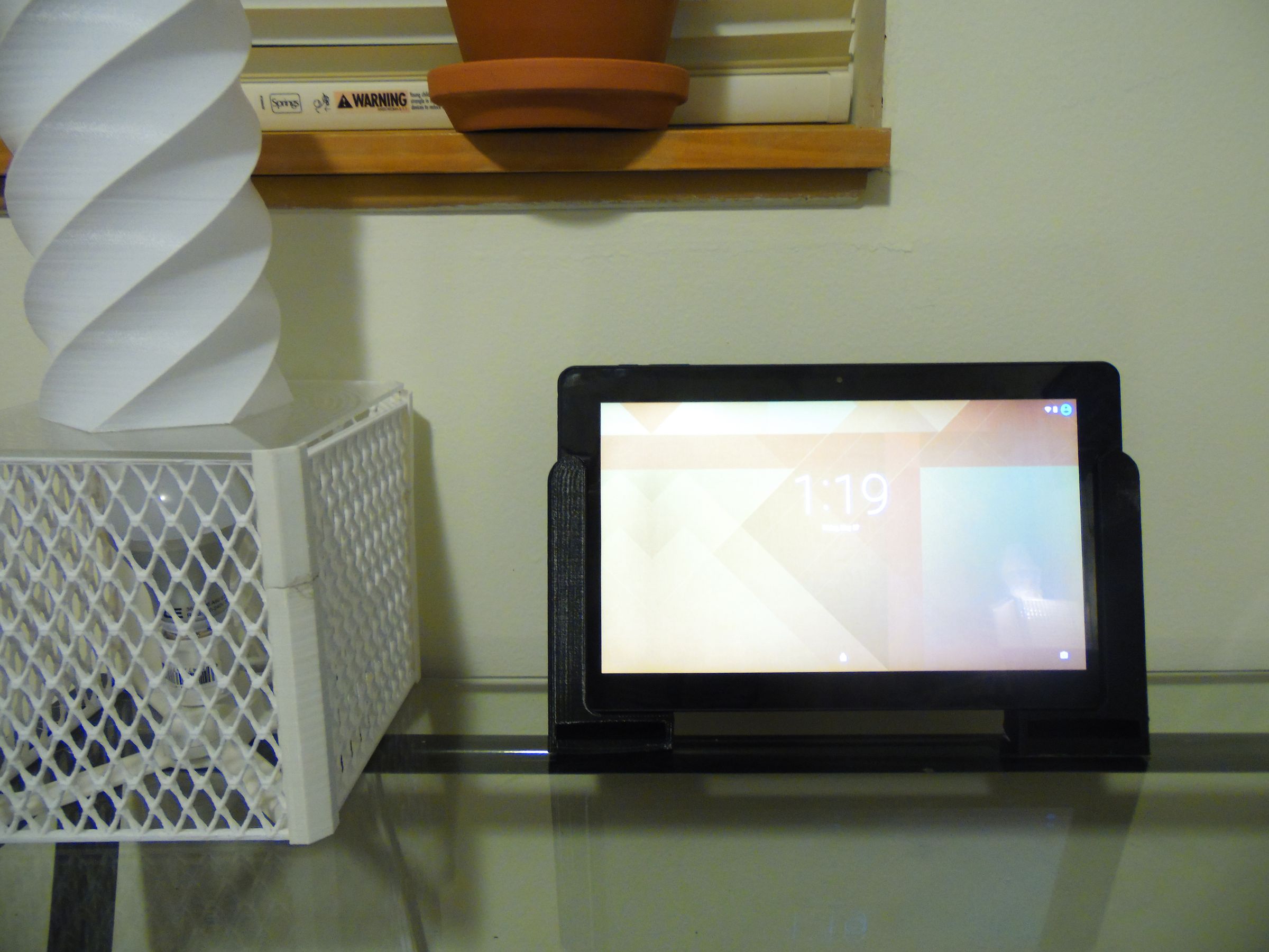 3D Printed Tablet Speaker Amplifying Stand Handles : 4 Steps (with ...