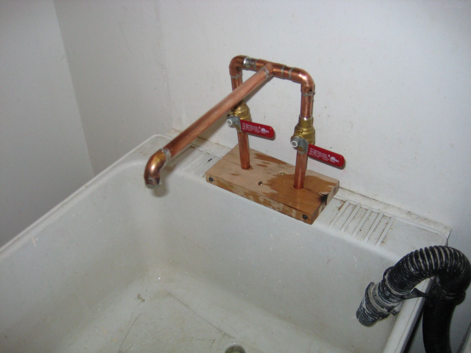 Build Your Own Faucet : 7 Steps (with Pictures) - Instructables