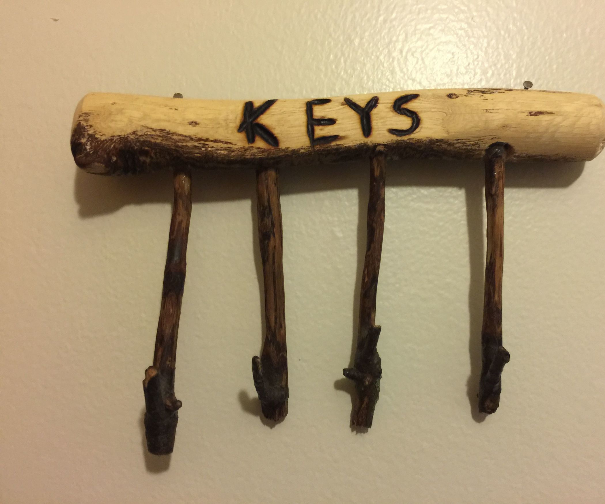 Tree Branch Key Holder : 11 Steps (with Pictures) - Instructables