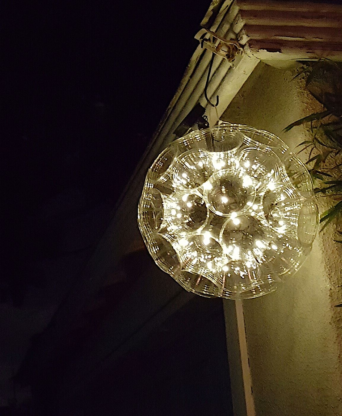 Improved SOLAR SPARKLEBALL ! : 8 Steps (with Pictures) - Instructables