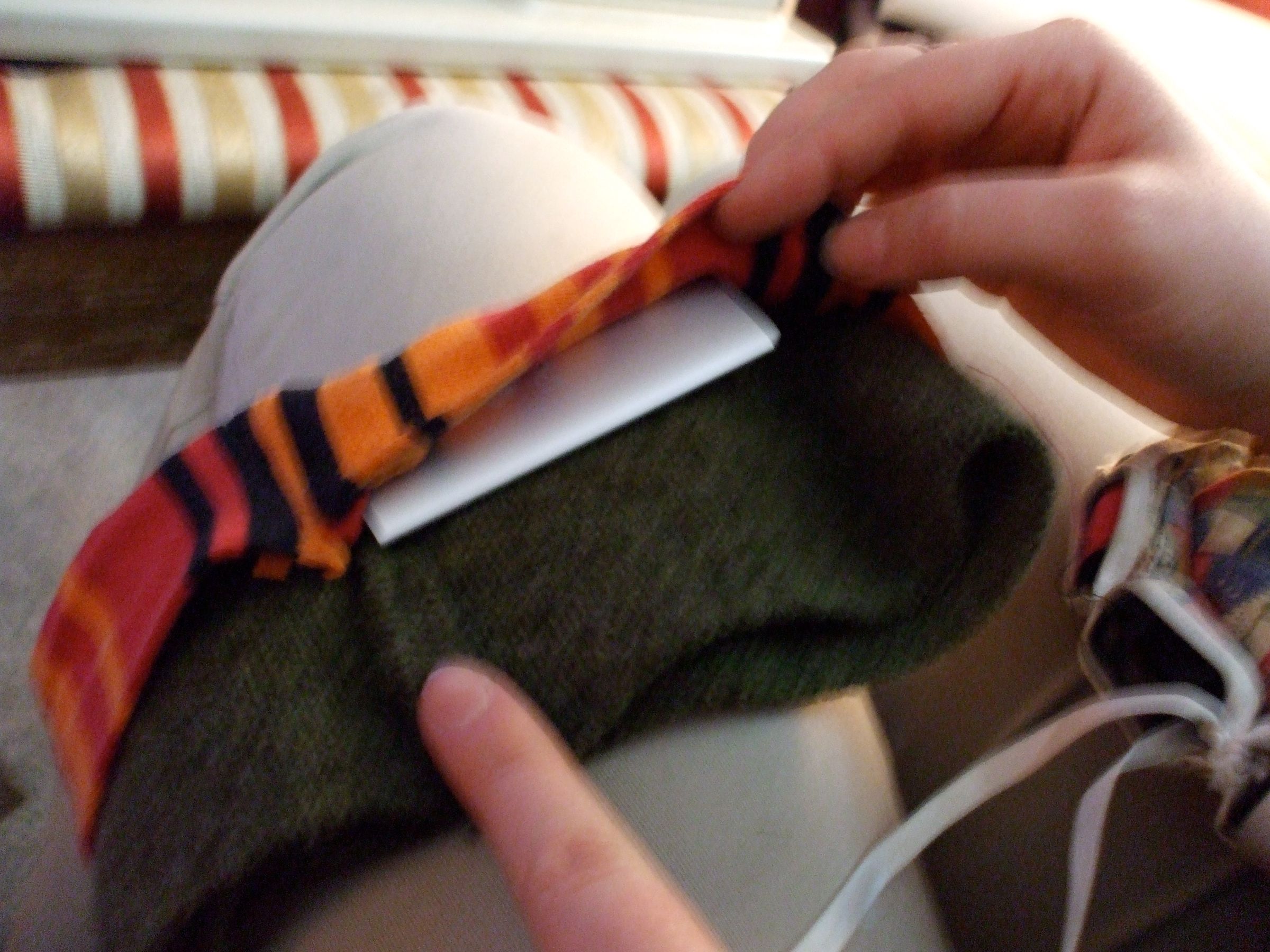 How to Make an IPod Hat : 11 Steps (with Pictures) - Instructables