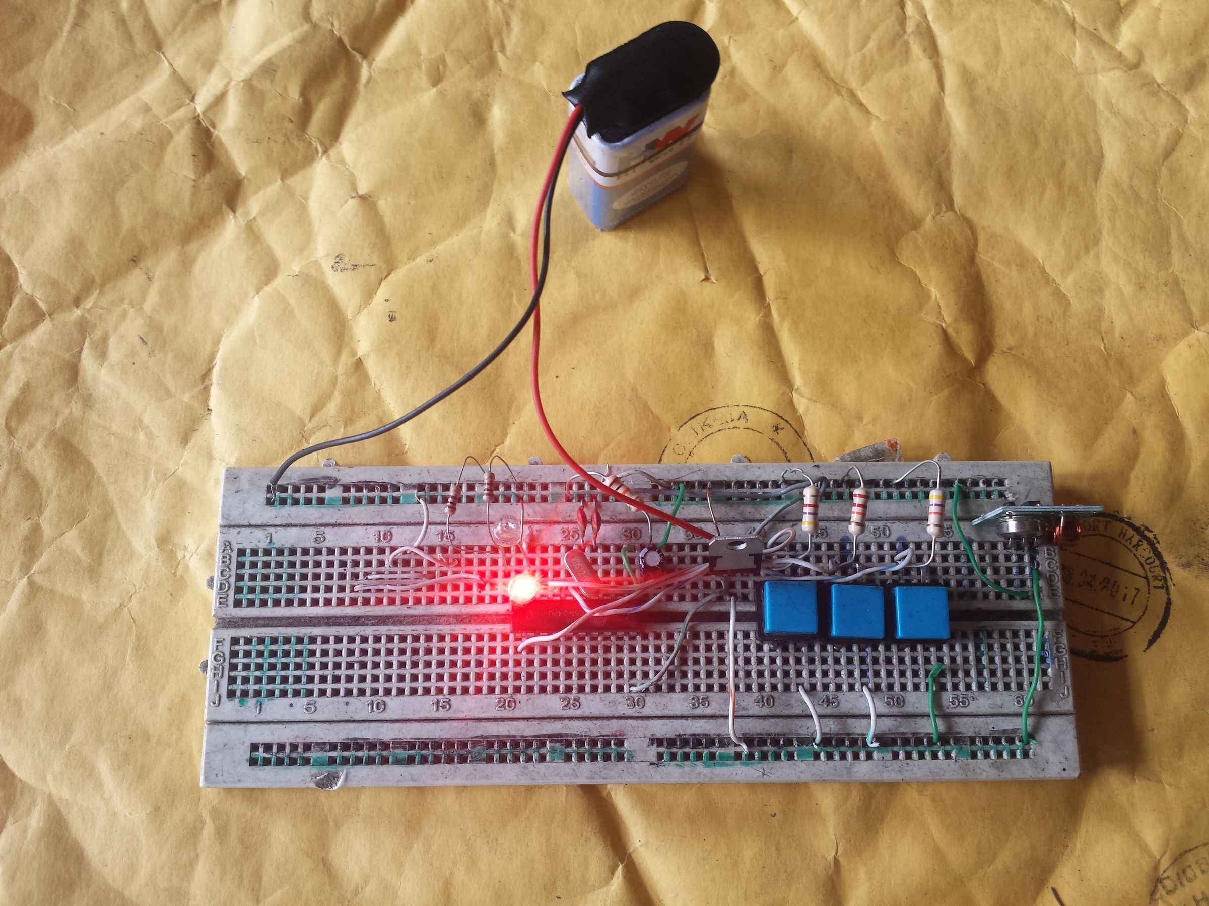 RF MODULE INTERFACE TO 8051 MICROCONTROLLER : 6 Steps - Instructables