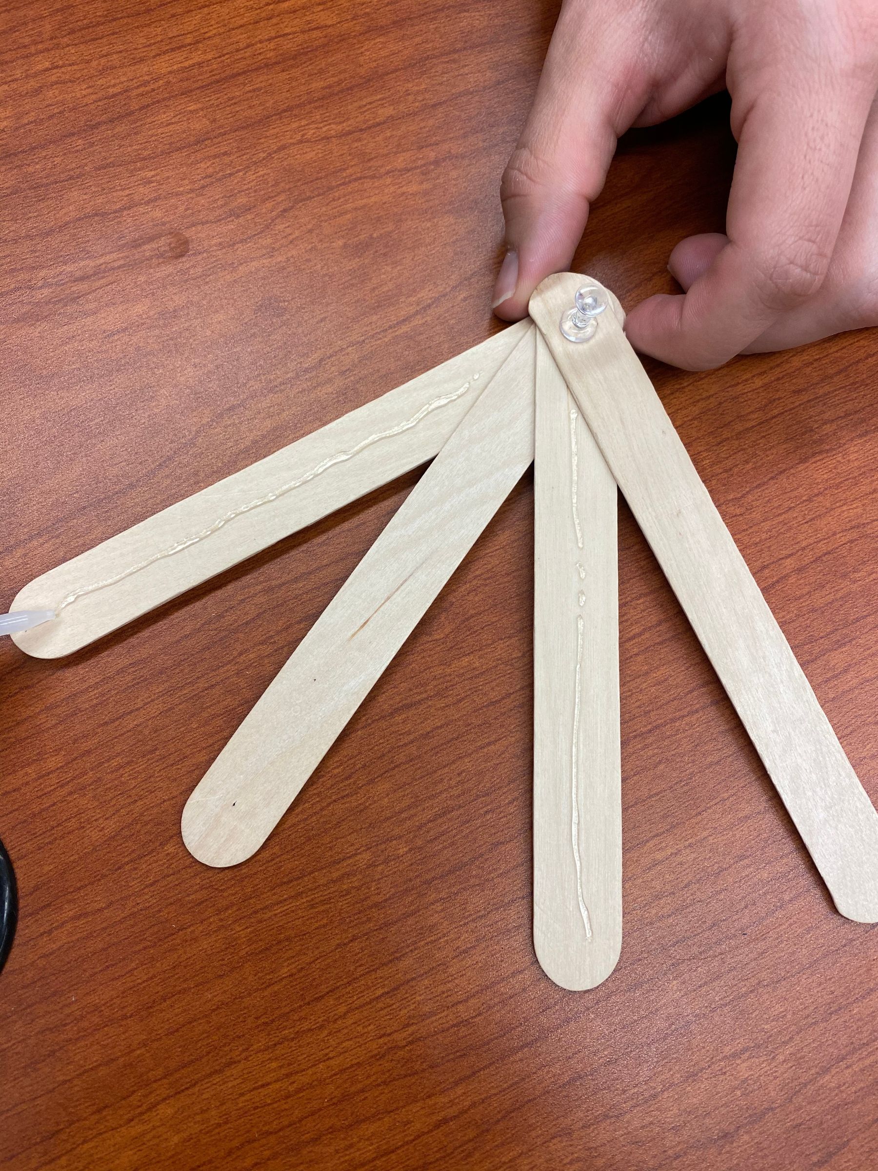 Foldable Popsicle Stick Phone Stand : 8 Steps - Instructables