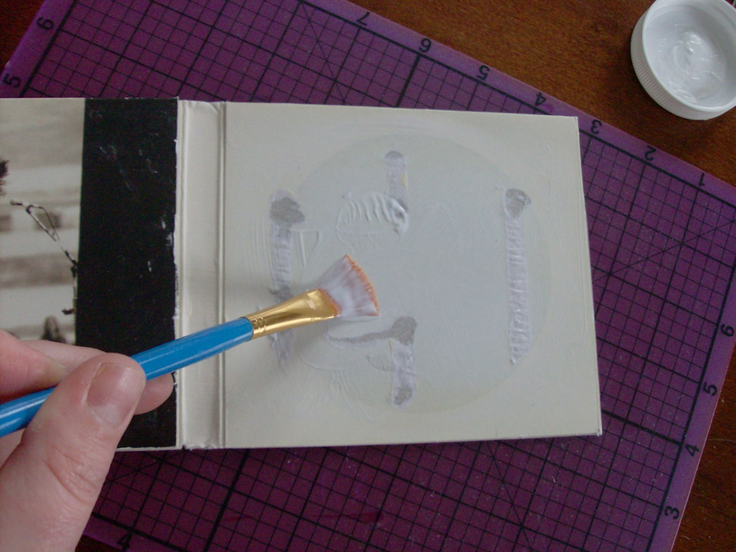 Upcycle Your Old CD Covers : 6 Steps - Instructables