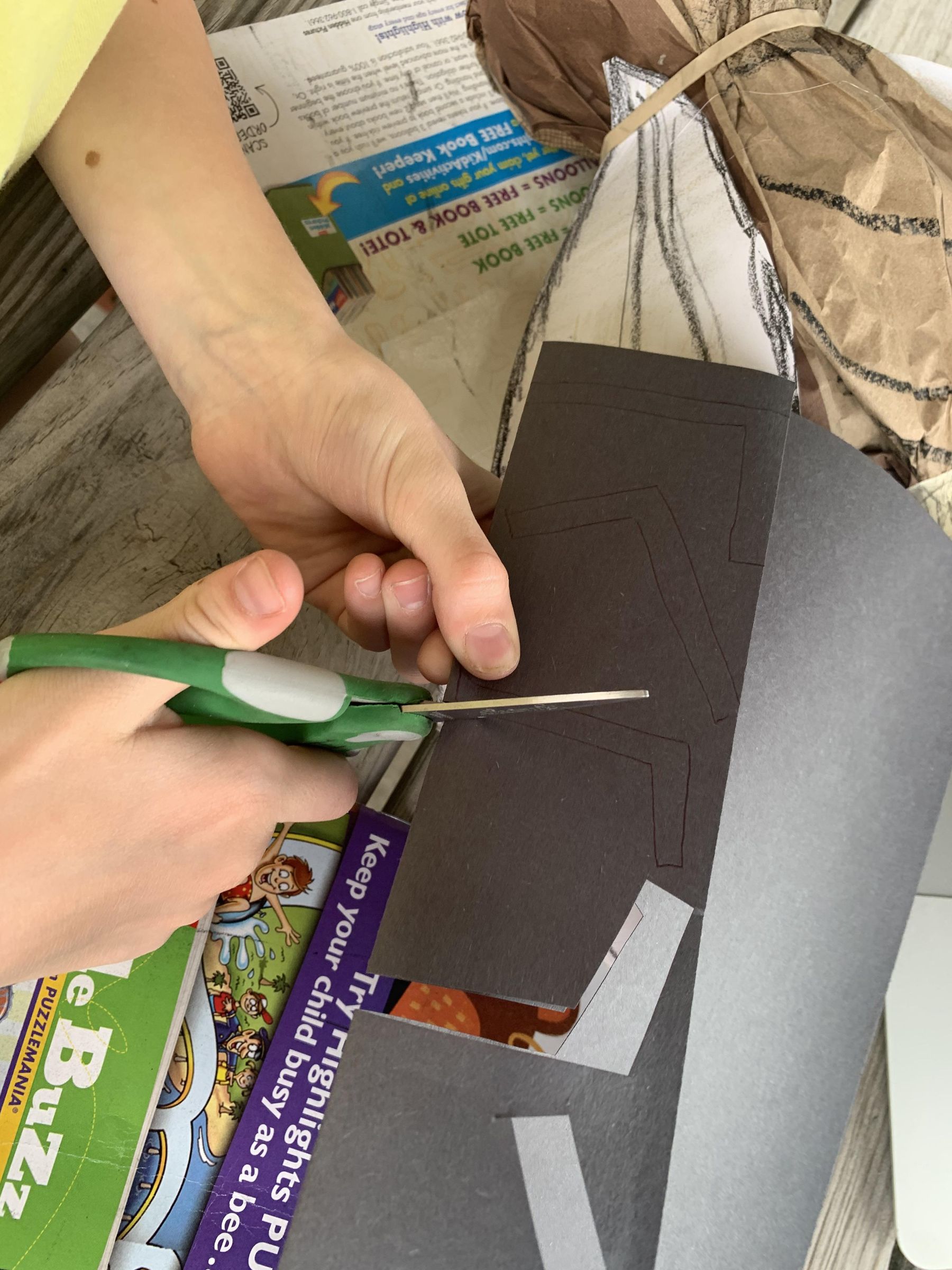 Giant Cicada Sculpture Using a Paper Lunch Bag : 7 Steps (with Pictures ...