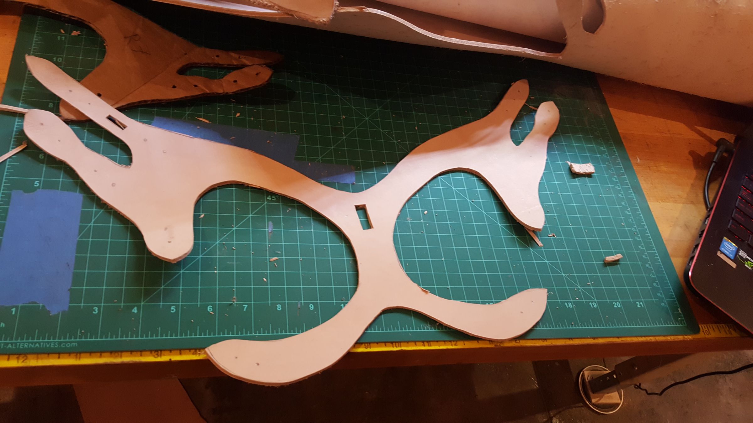 Making a Custom Leather Dog Harness : 17 Steps (with Pictures ...