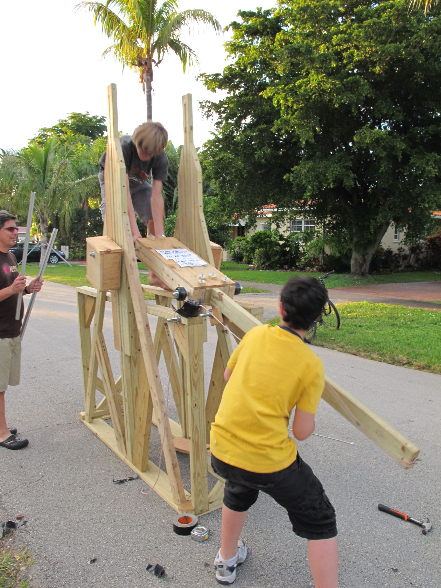 Floating Arm Trebuchet (F2K) : 17 Steps - Instructables