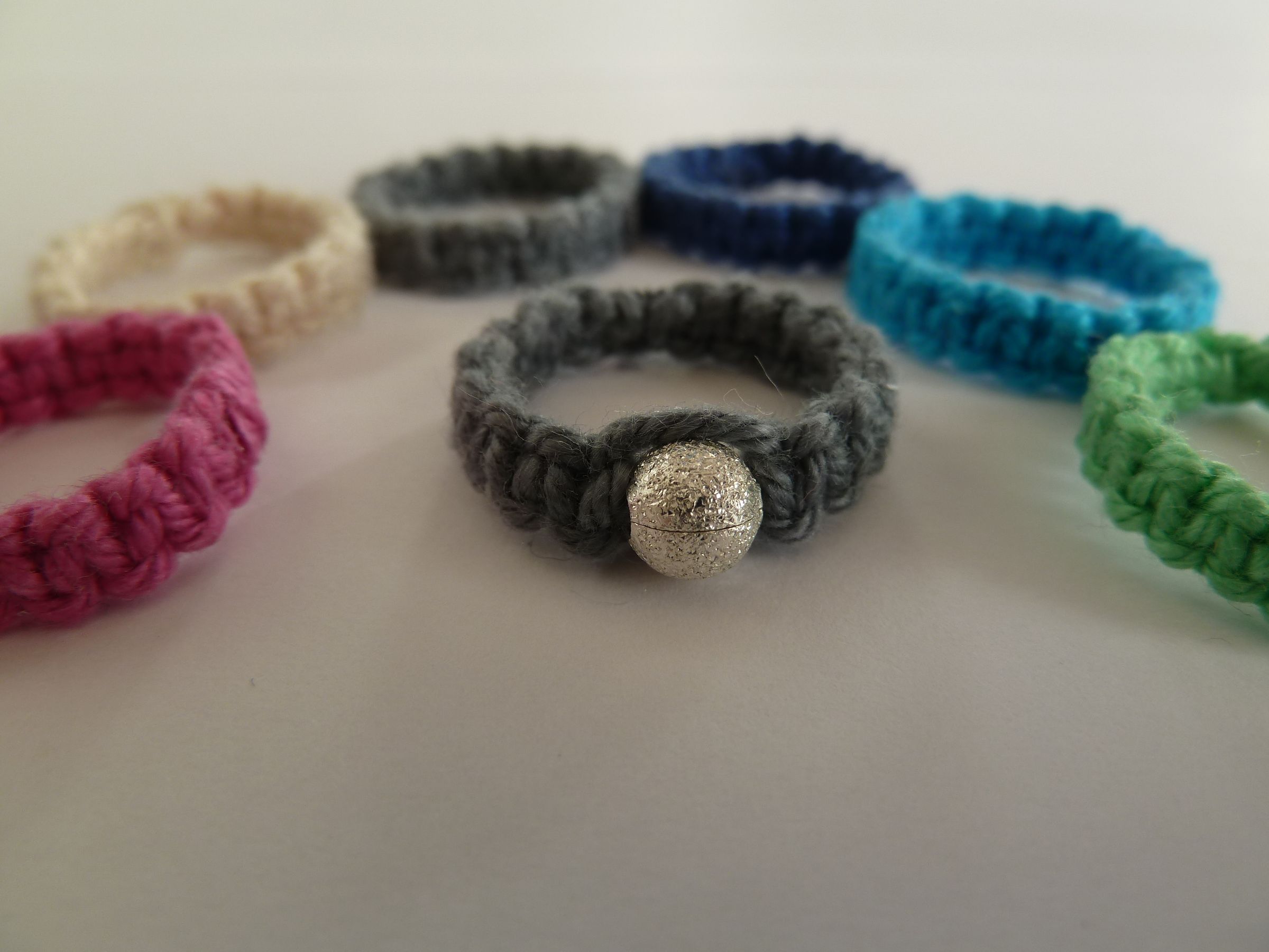 Macrame Rings : 5 Steps (with Pictures) - Instructables