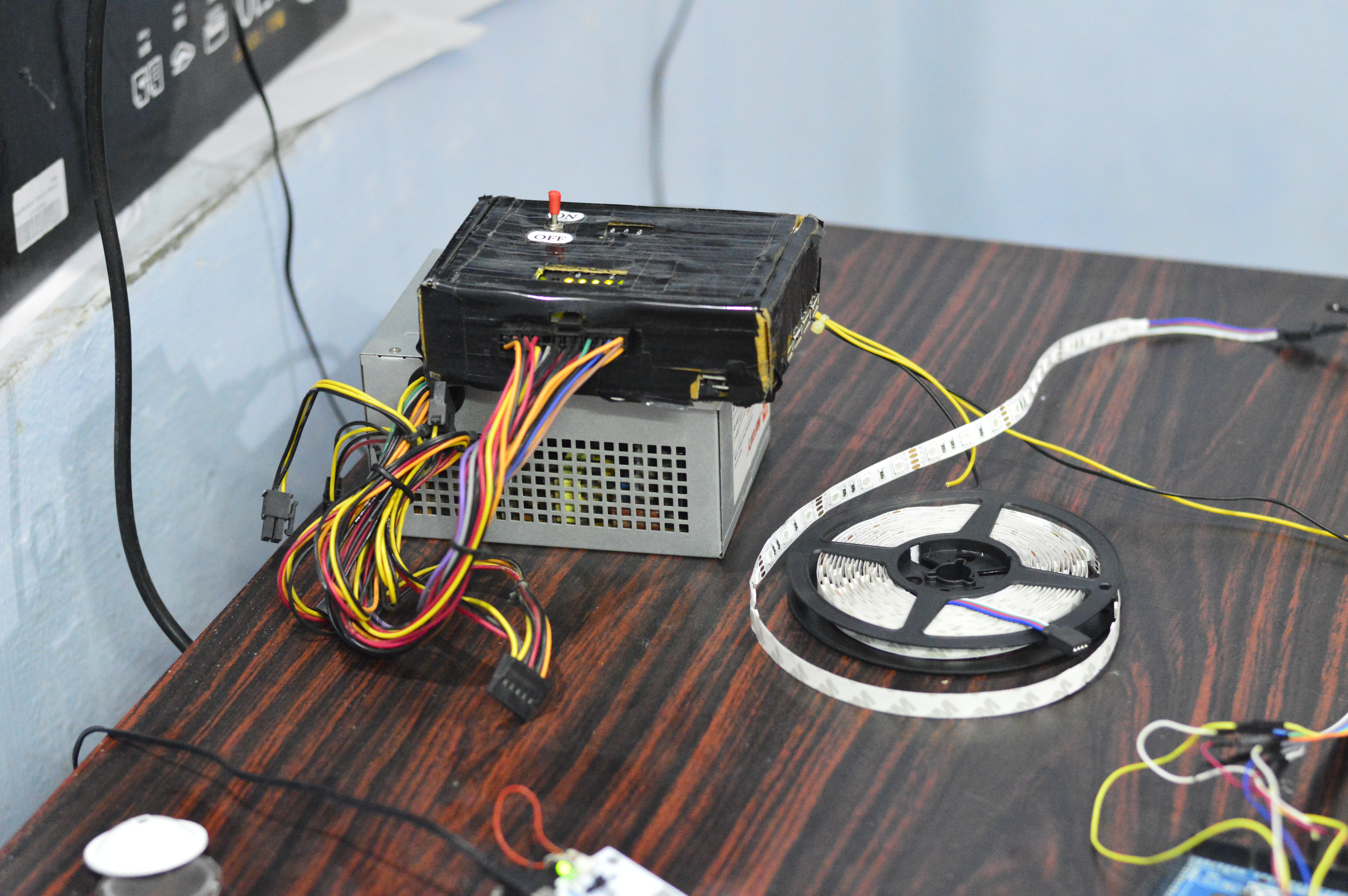 Simple LED Strip Party Lights Using Arduino : 4 Steps - Instructables