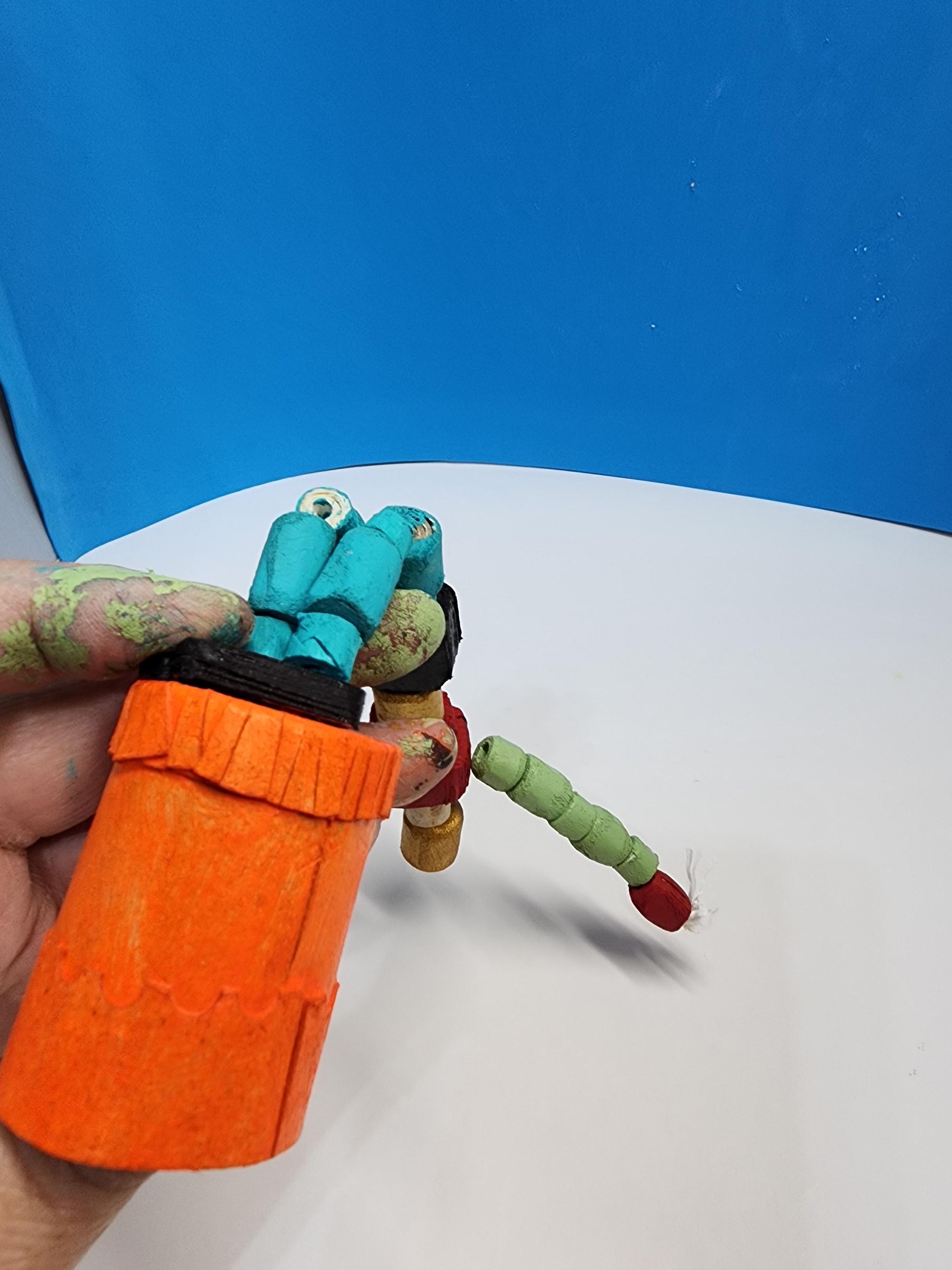 Cardboard and Paper Thumb Spring Toy : 9 Steps (with Pictures ...