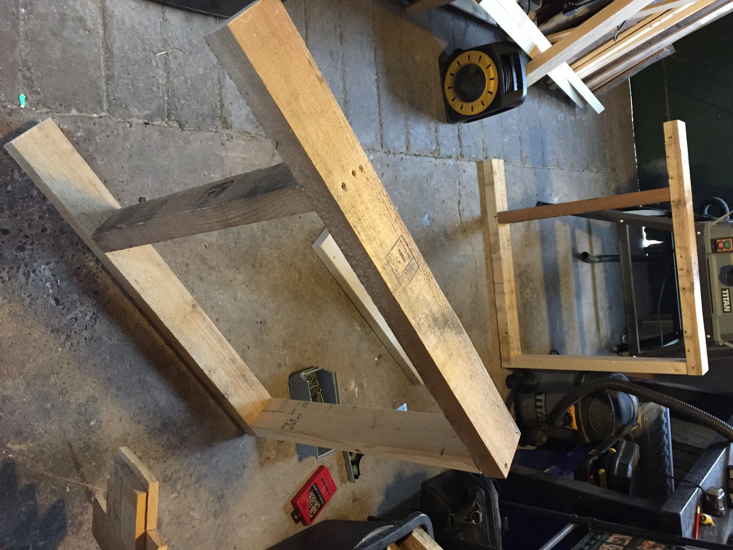 Pallet Wood Workbench. : 6 Steps (with Pictures) - Instructables