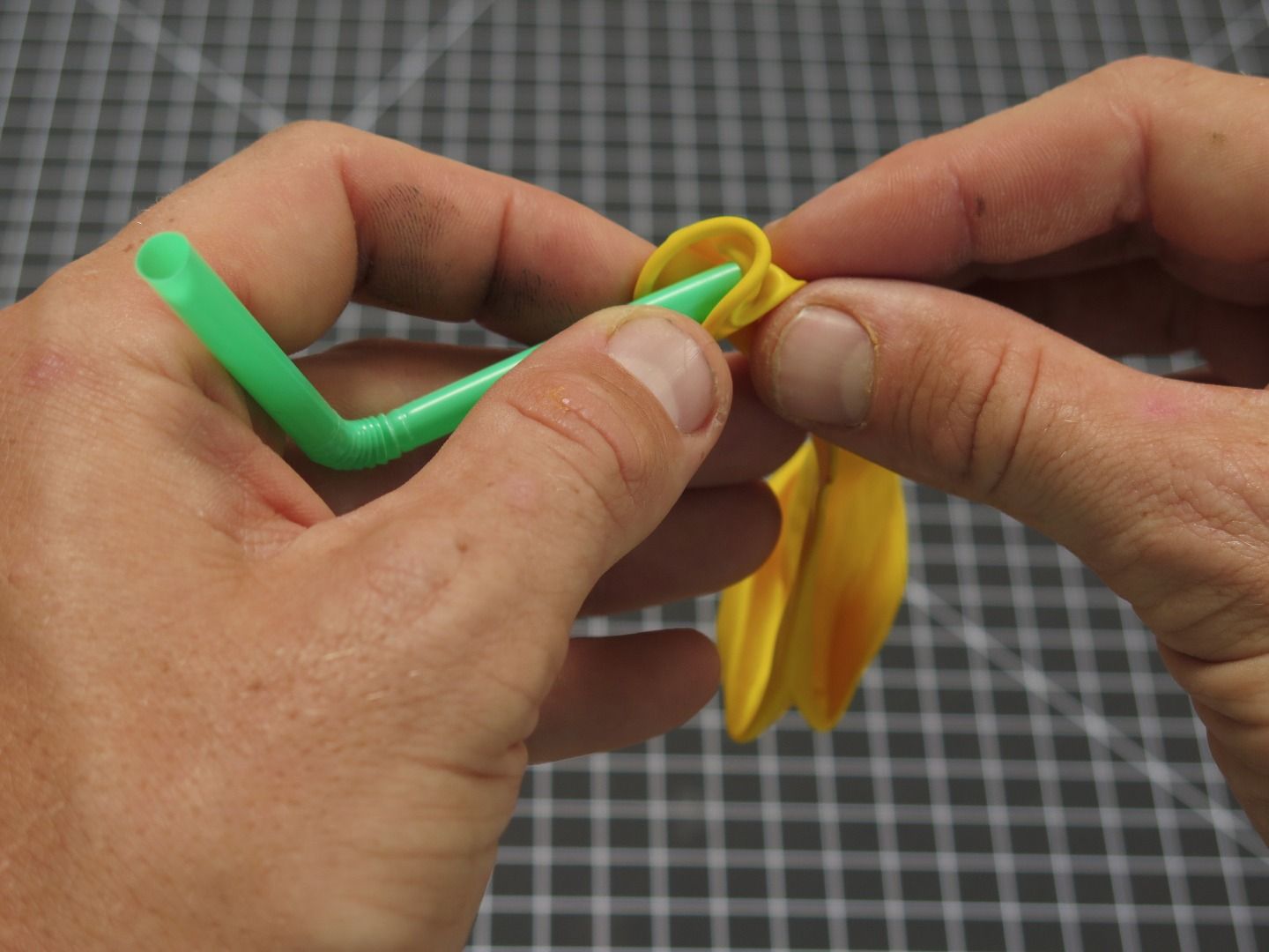 5 Toys That Spin! : 6 Steps - Instructables